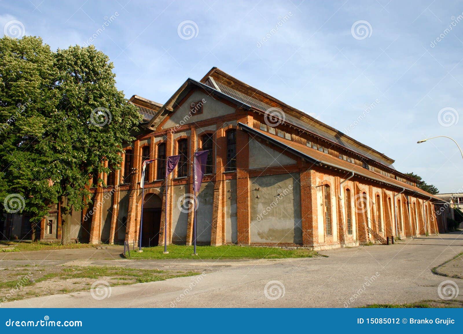 Abandoned car factory stock photo. Image of zastava, bricks - 15085012