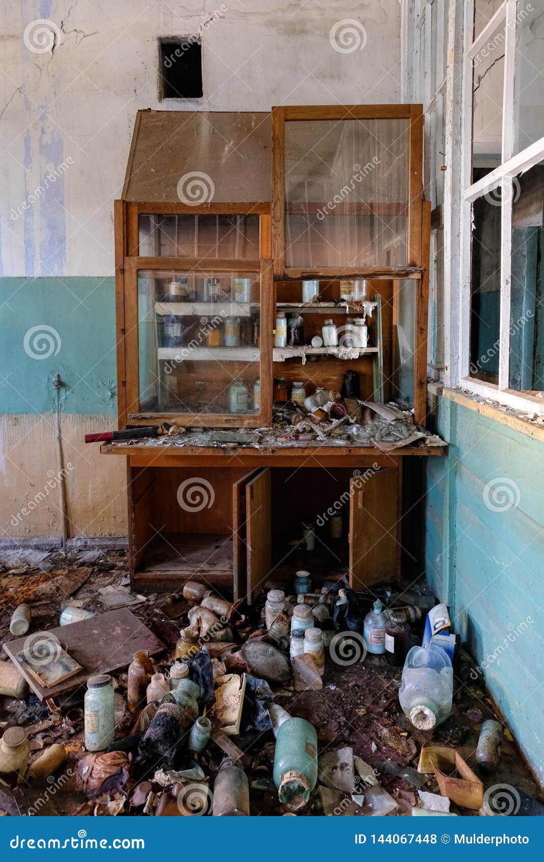 Abandoned Chemical Laboratory Stock Photo - Image of broken, horror ...