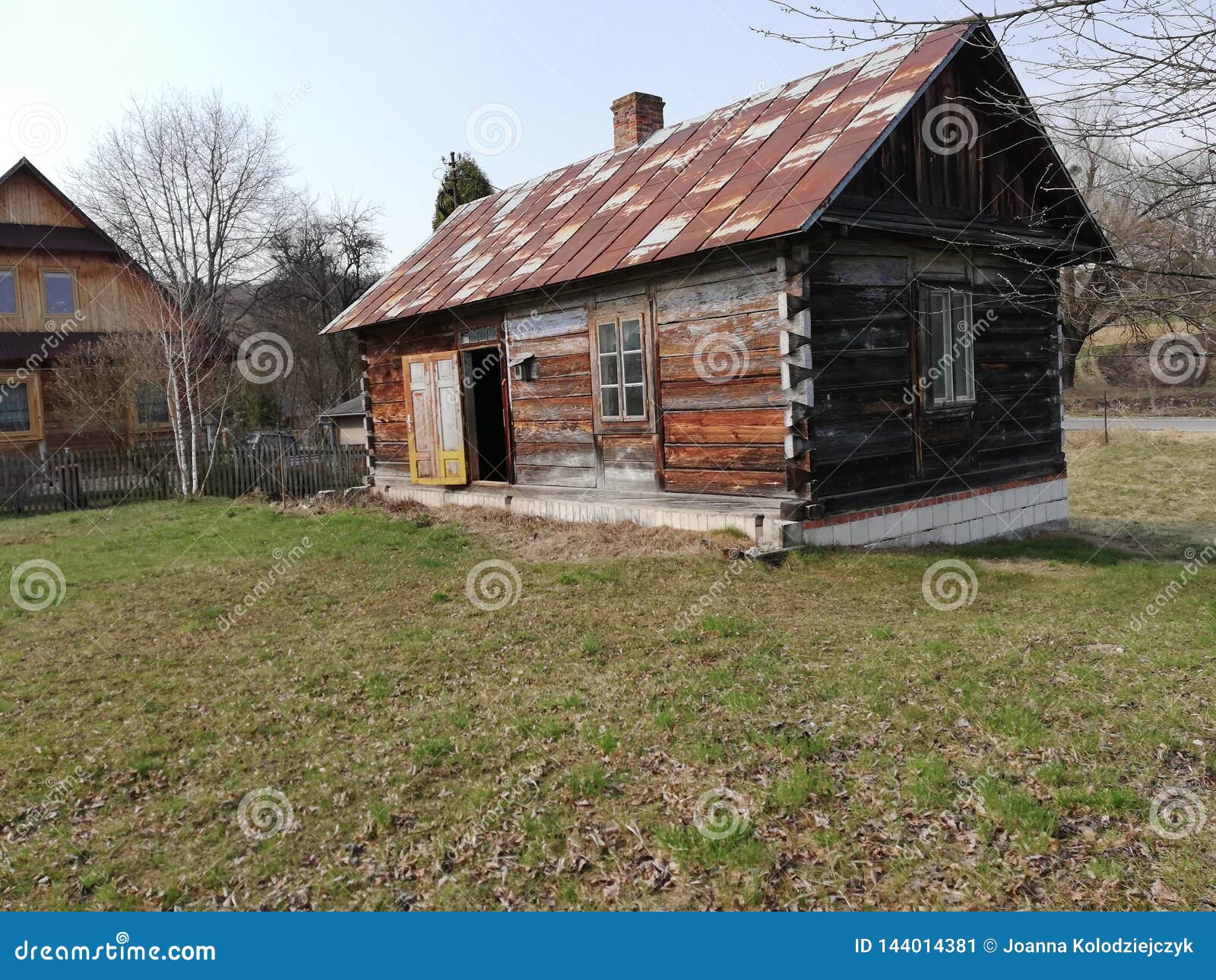 Abandoned Cottage stock image. Image of cottage, abandoned - 144014381