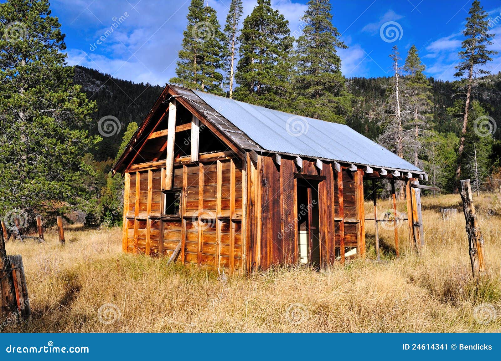 Abandoned Decaying House stock image. Image of wooden - 24614341