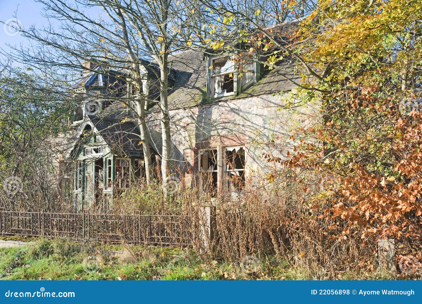 Abandoned derelict house. stock photo. Image of squat - 22056898