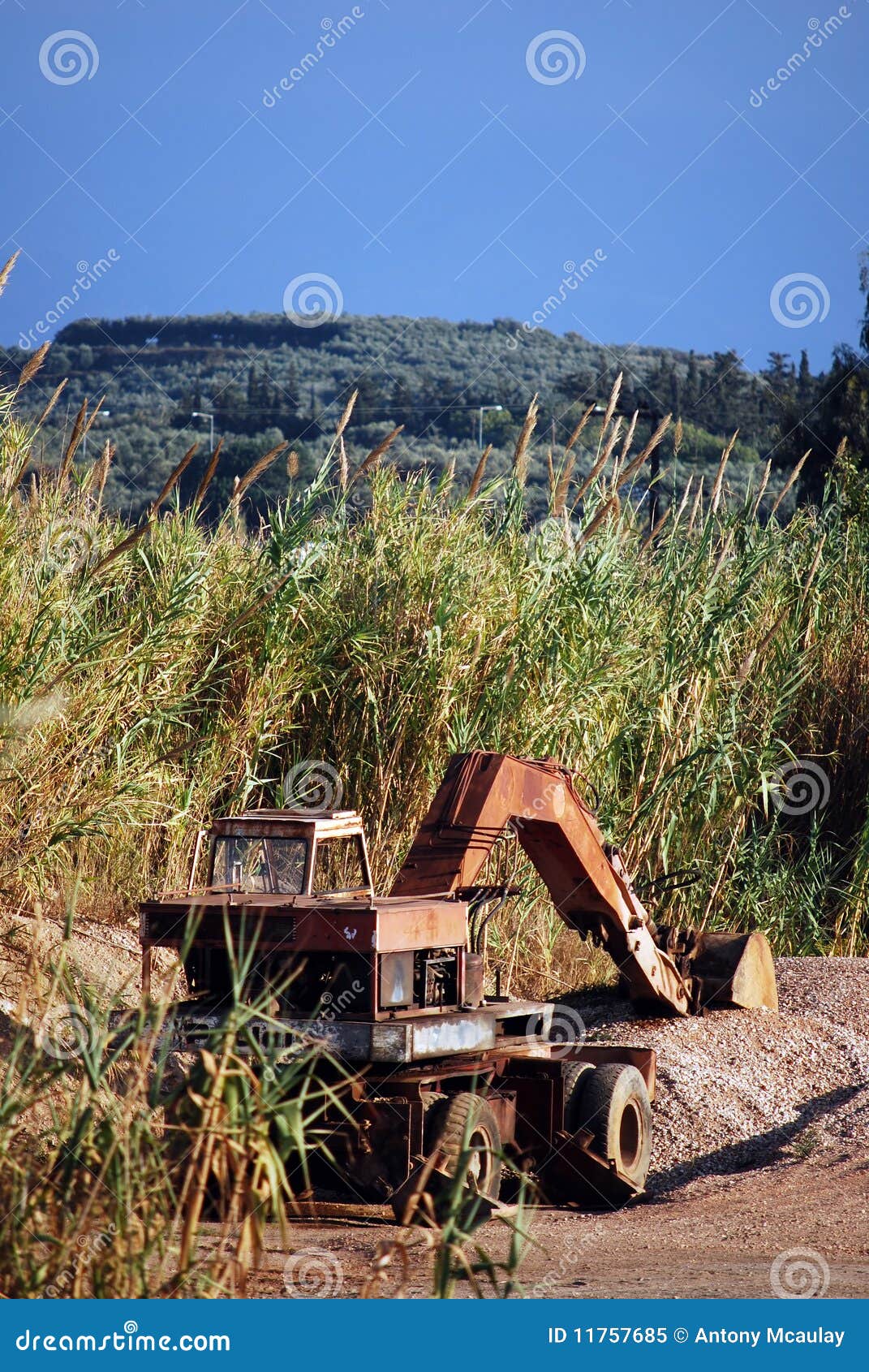 Abandoned digger stock image. Image of machine, field - 11757685