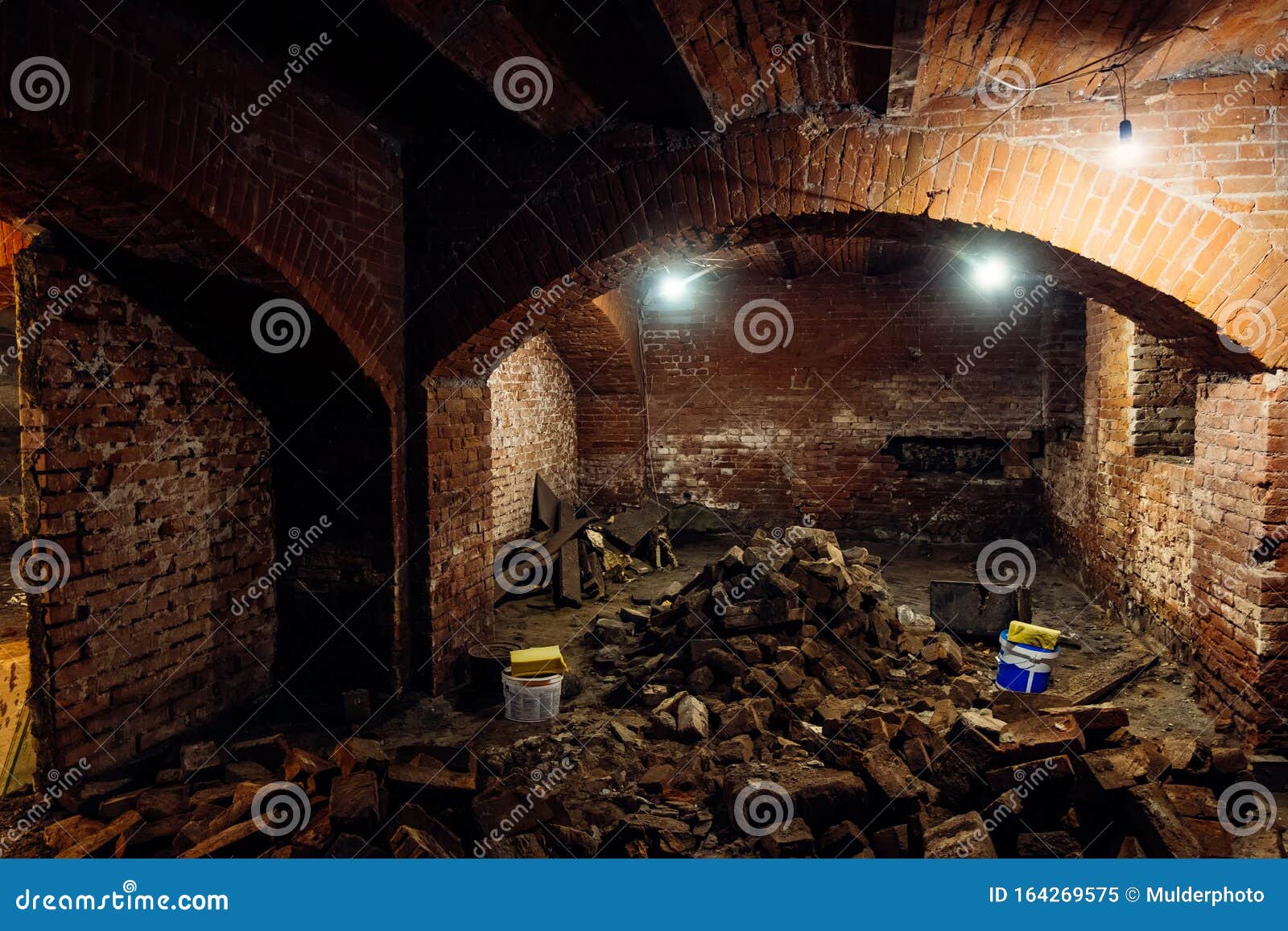 Abandoned Empty Old Dark Underground Vaulted Cellar Stock Image - Image ...
