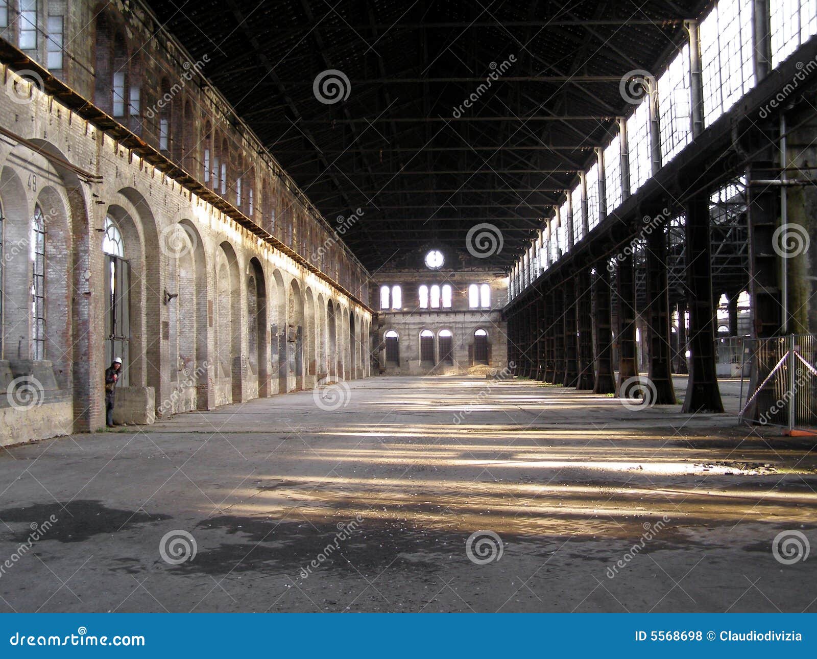 Abandoned factory stock photo. Image of ruins, italia - 5568698
