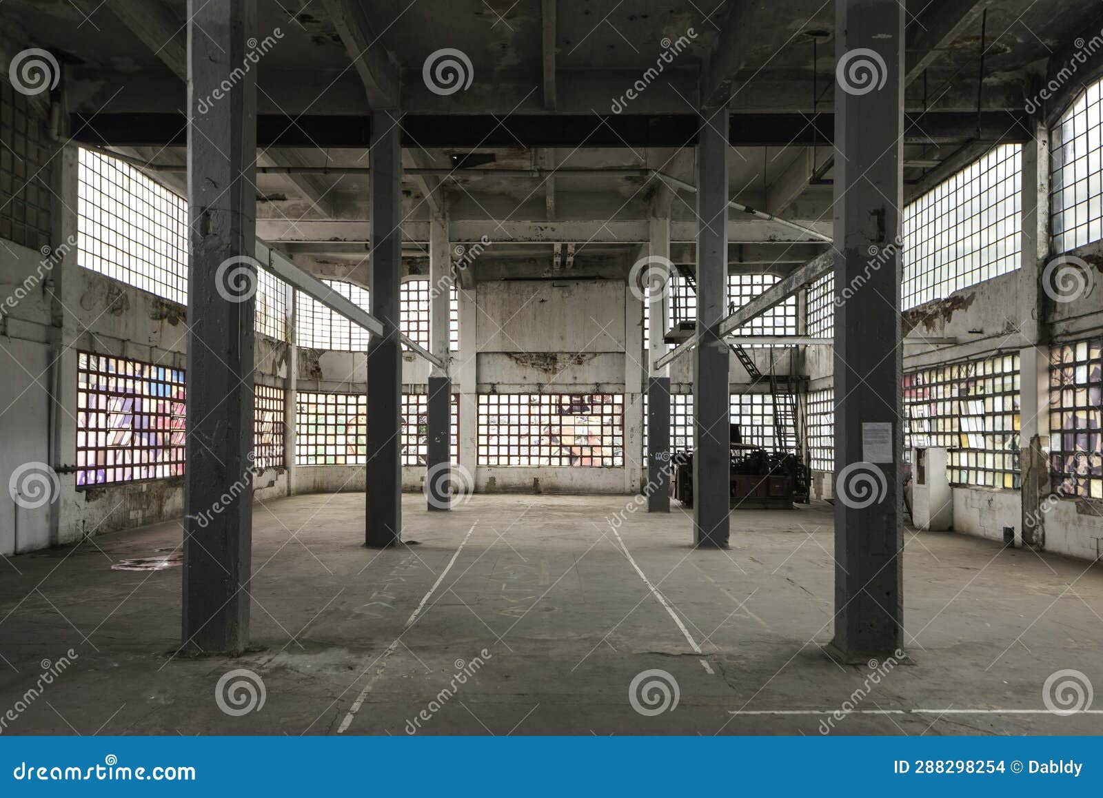 Abandoned Factory Room editorial stock image. Image of creepy - 288298254