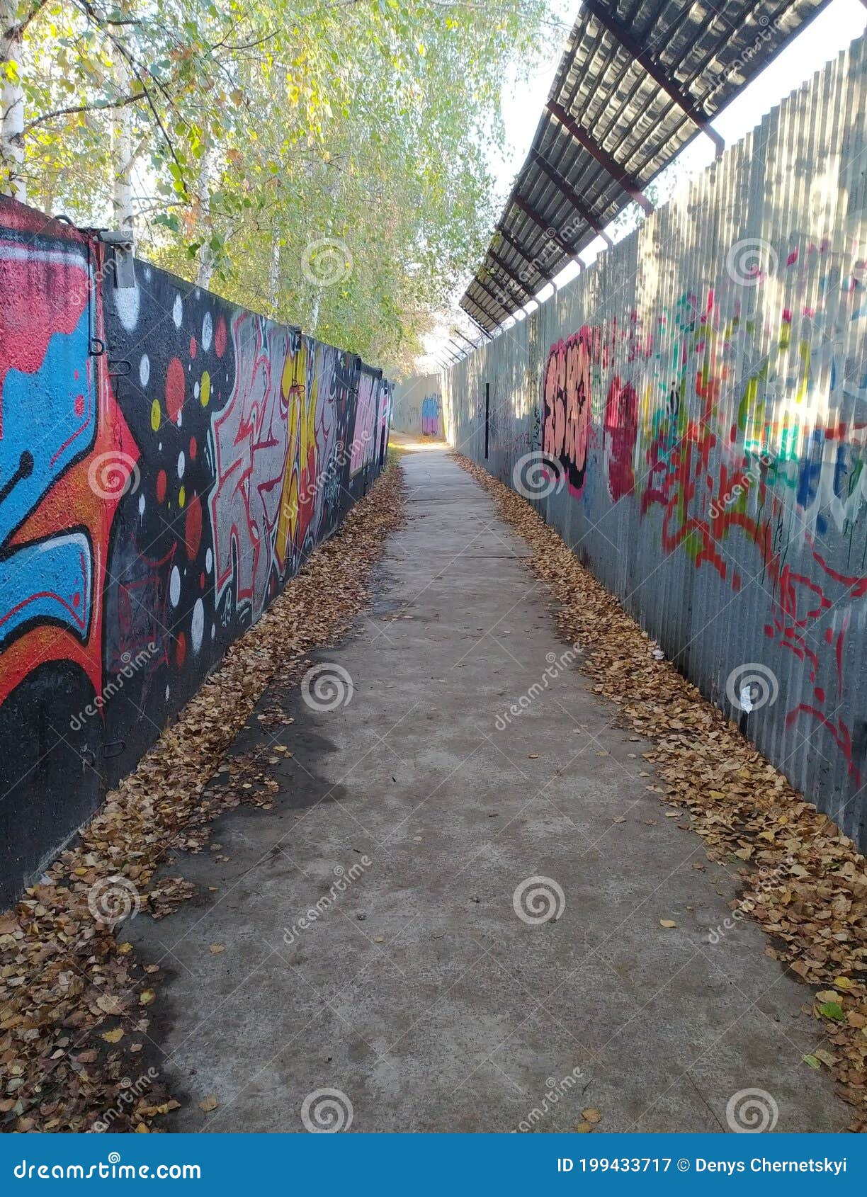 BW Graffiti Walls By Unknown Artist At Chalermla Public Park On ...