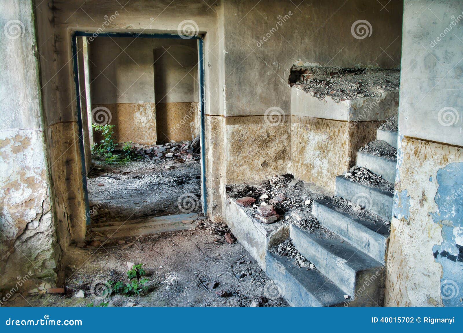 Abandoned hallway in HDR stock photo. Image of detail - 40015702