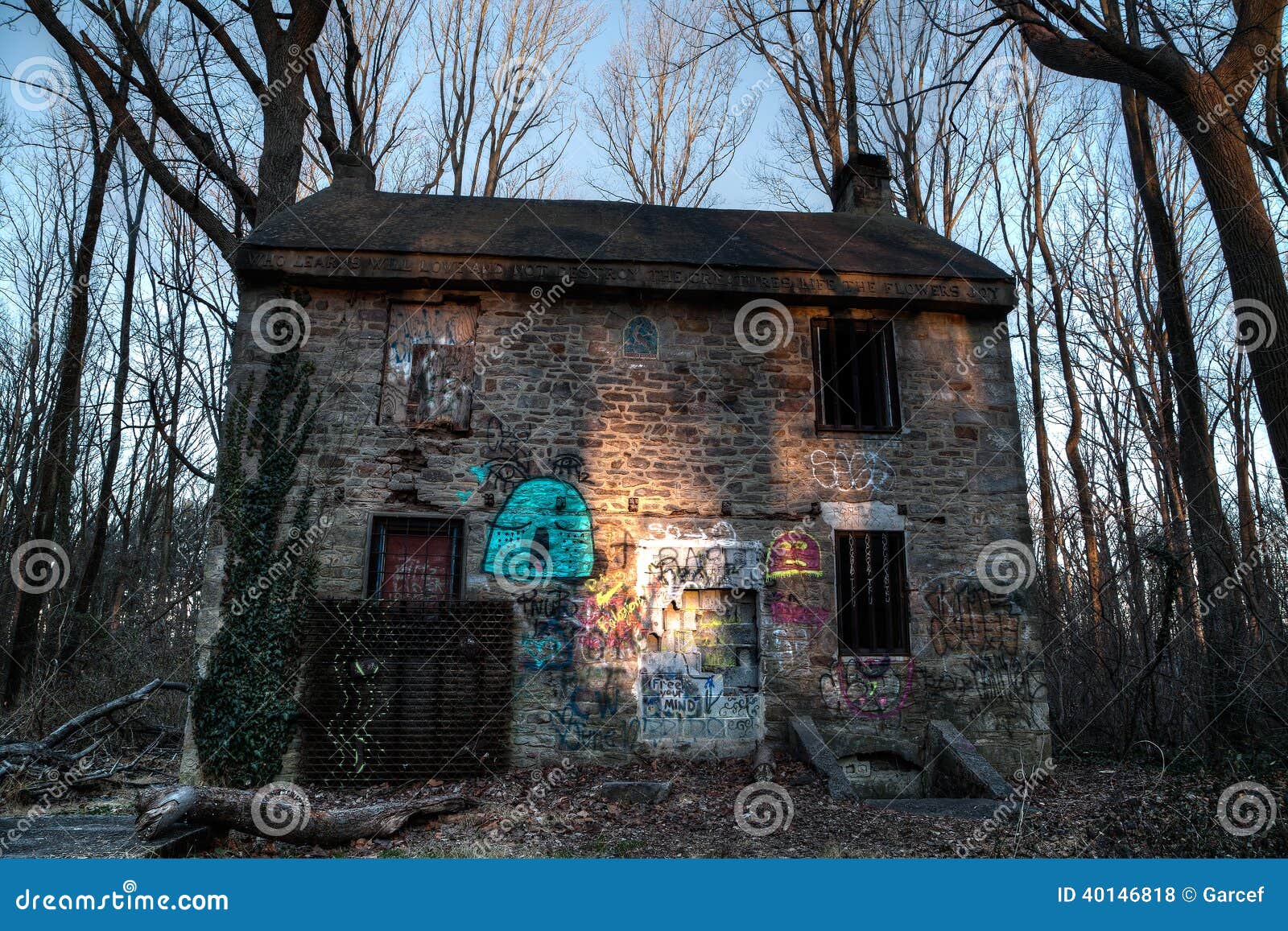 Abandoned House Interior To Deteriorate Over Time, Abandoned House ...
