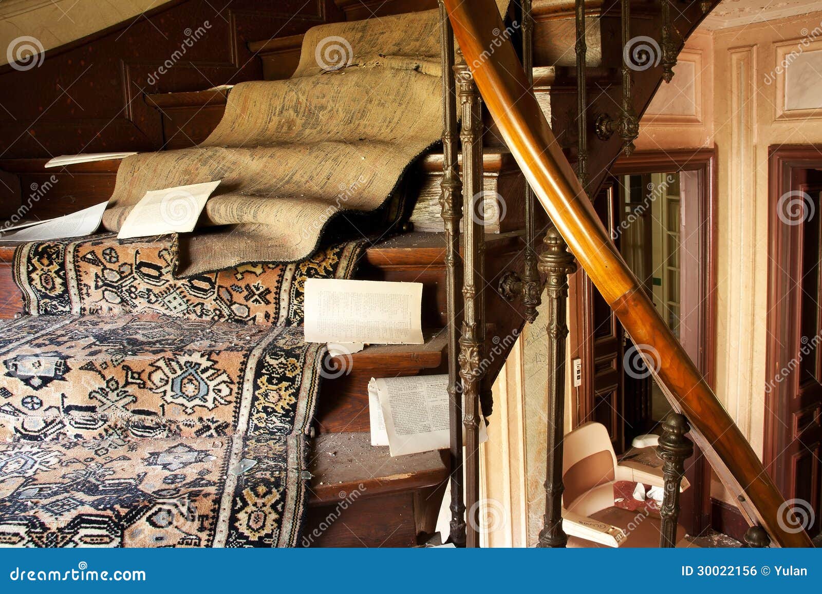 Robbed house interior stock photo. Image of abandoned - 30022156