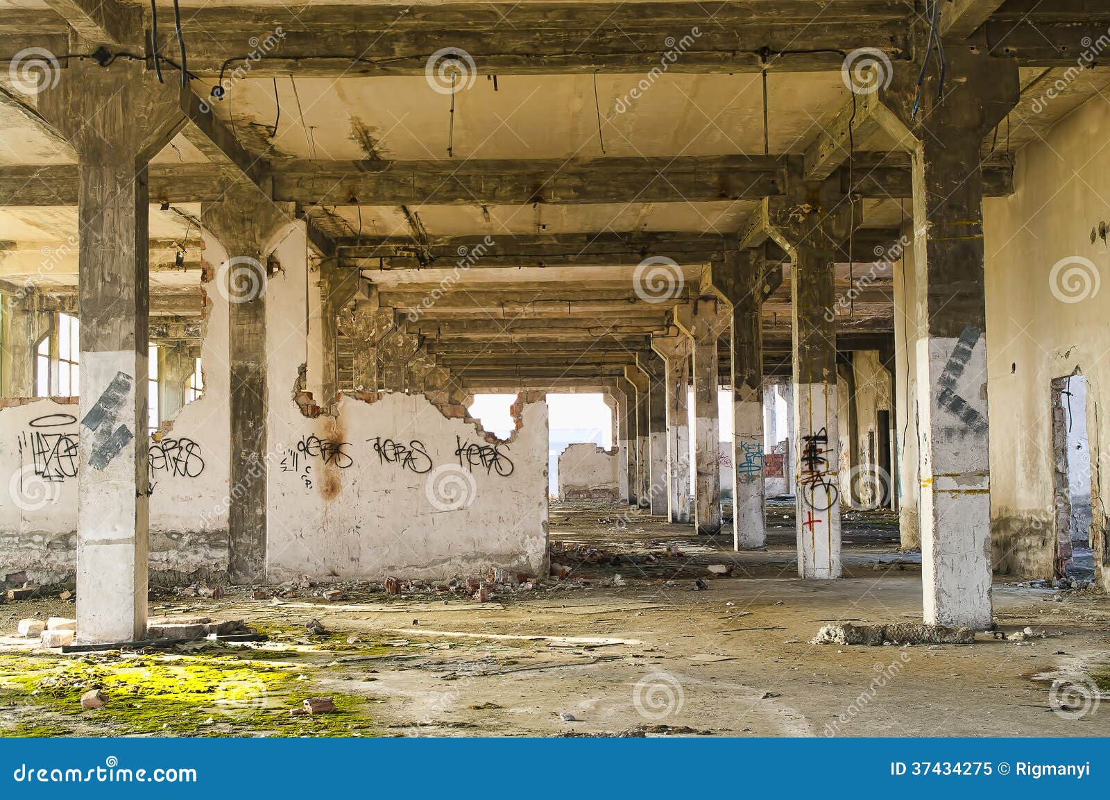 Abandoned Industrial Building Interior Stock Image - Image of obsolete ...
