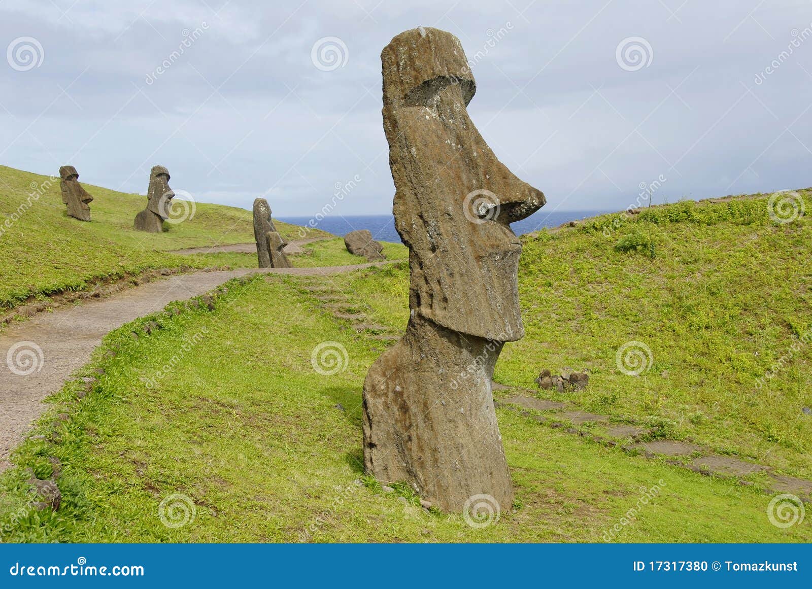 Abandoned moai stock photo. Image of chile, cult, ancestors - 17317380