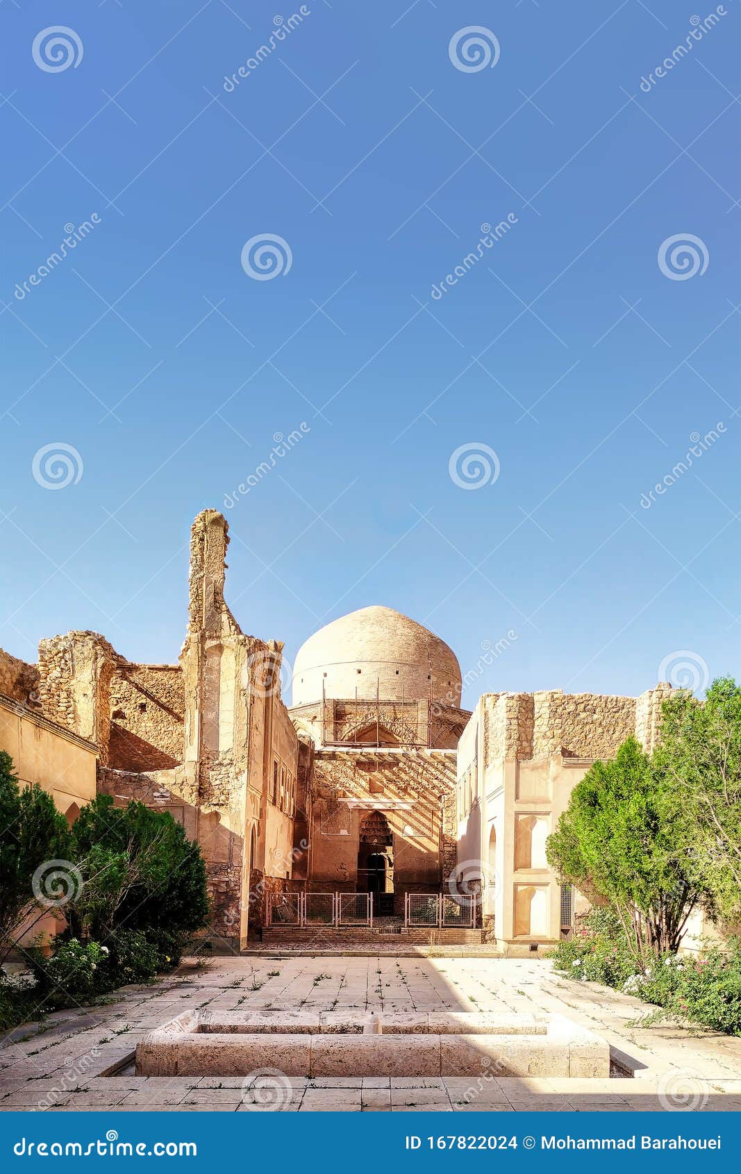 Abandoned mosque in iran stock photo. Image of mediaeval - 167822024