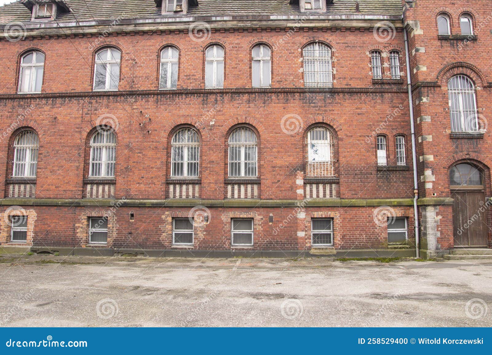 Abandoned and Neglected Brick Building on a Sunny Autumn Day. Autumn ...