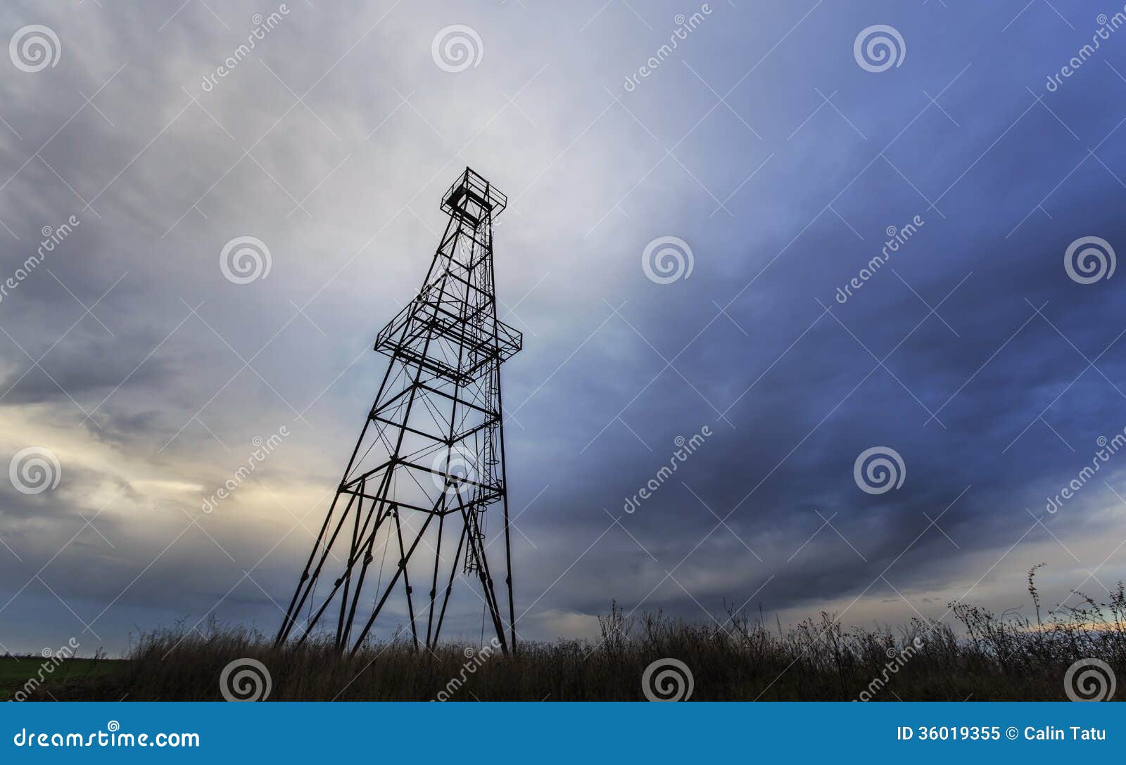 Abandoned oil and gas rig stock image. Image of future - 36019355
