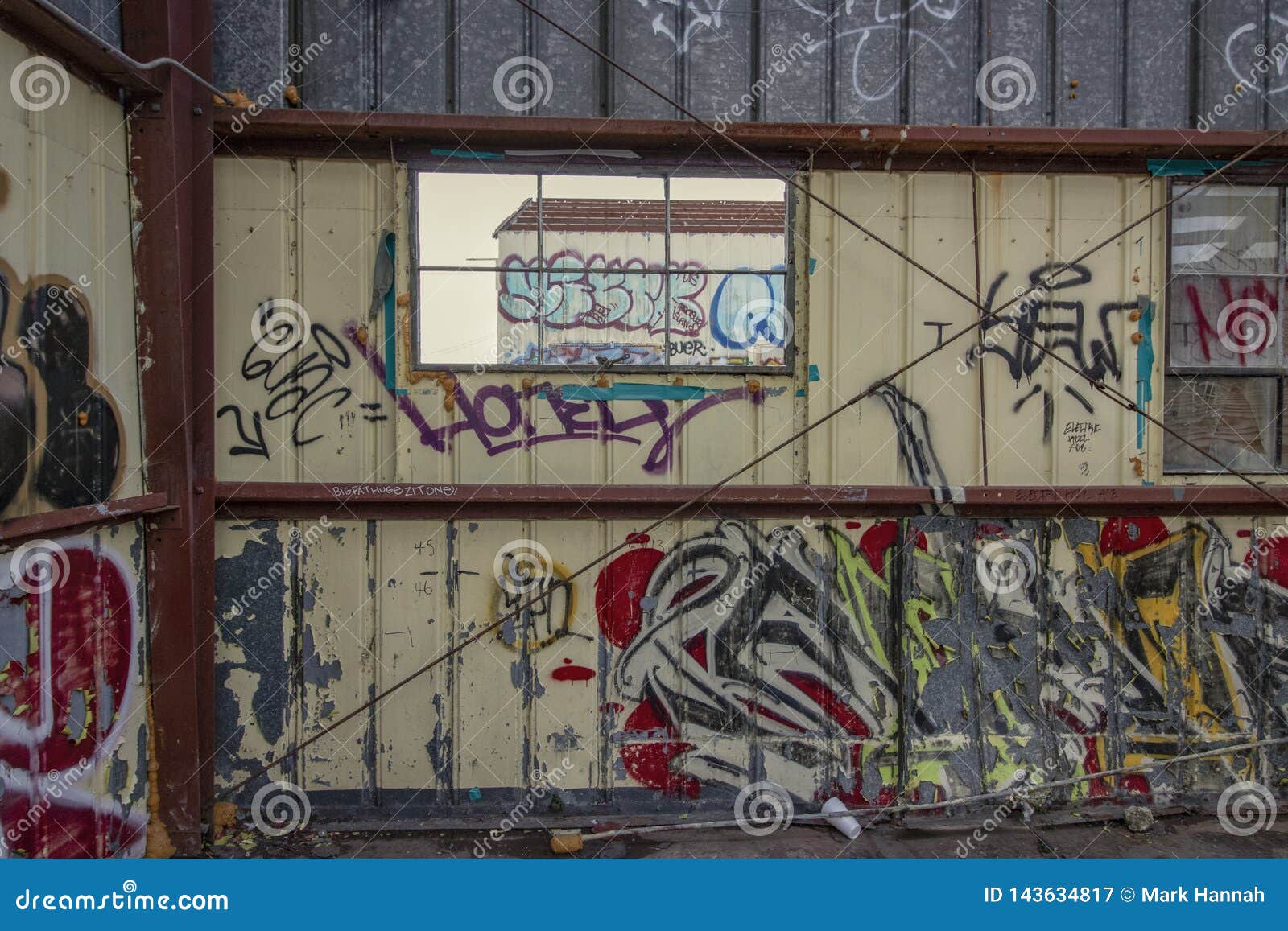 Abandoned Building with Graffiti in California Editorial Photography ...