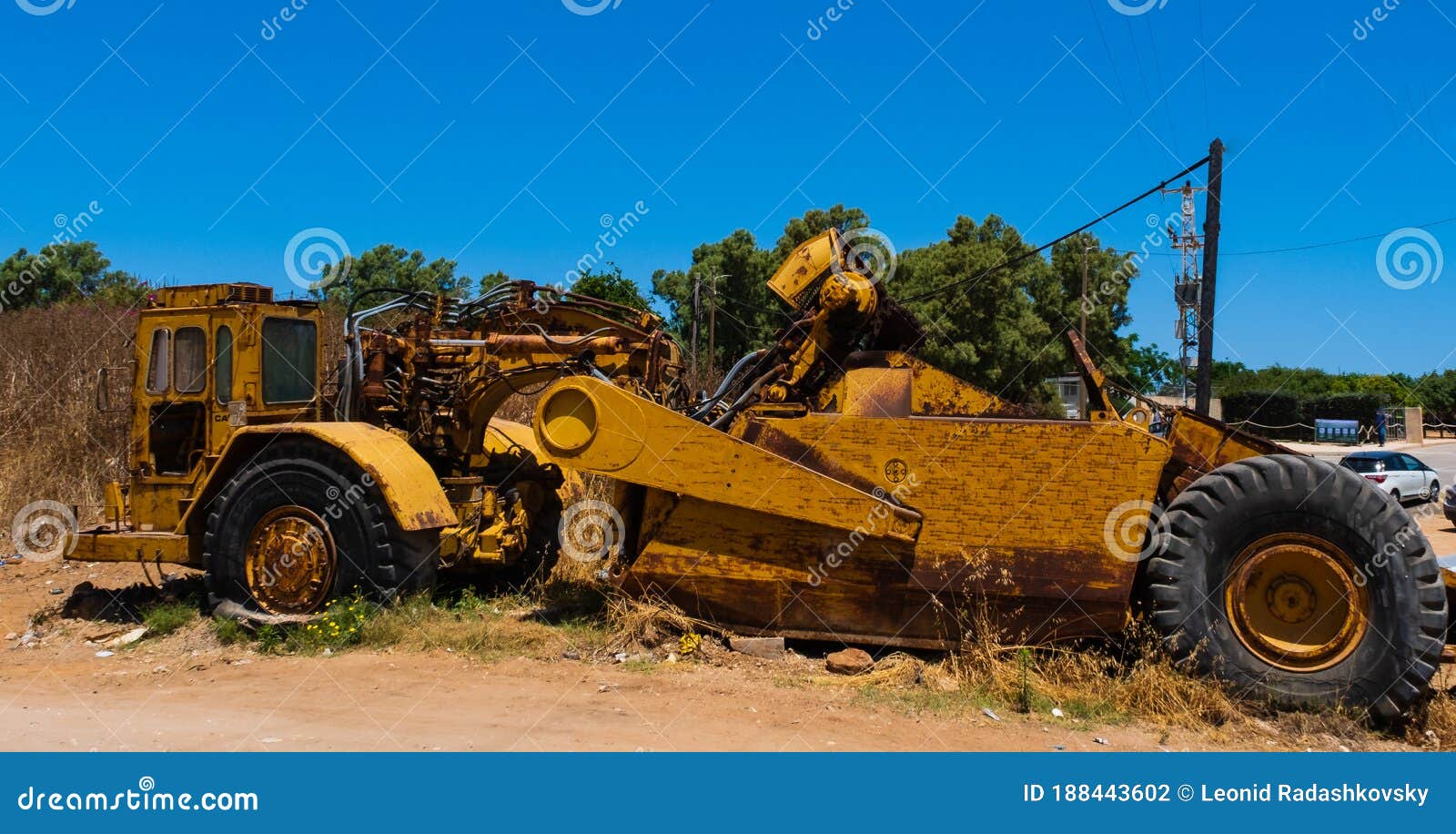 Abandoned Old Rusty Broken Car Stock Photo - Image of rustic, antique ...