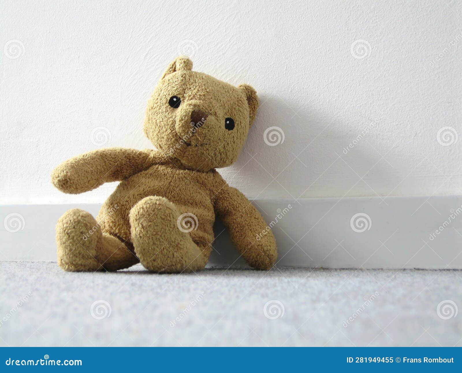 Lost and Abandoned Old Stuffed Toy Teddy Bear Stock Image - Image of ...