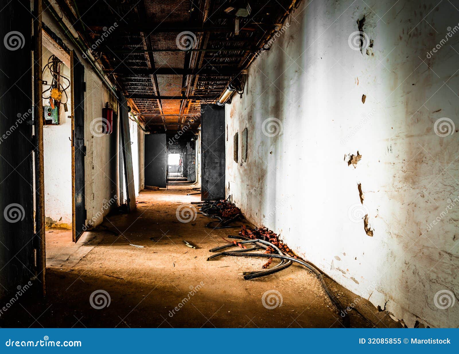Abandoned Old Workplace Corridor Stock Image - Image of grunge, area ...
