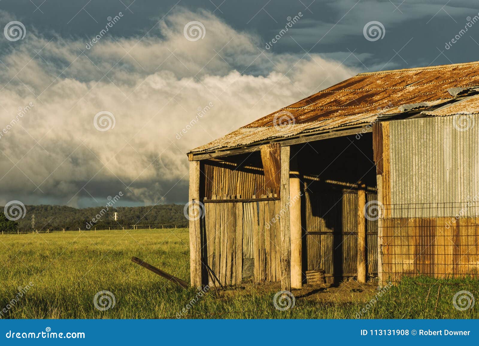 Abandoned Outback Farming Shed in Queensland Stock Photo - Image of ...