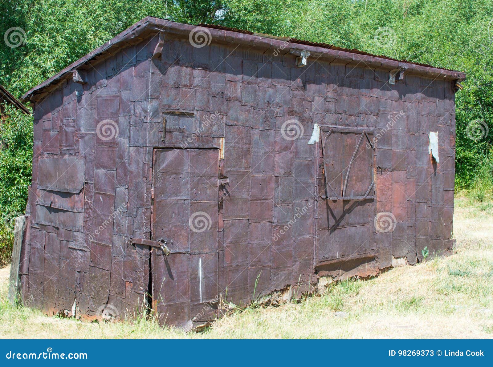 Abandoned rusted tin shed stock image. Image of closeup - 98269373