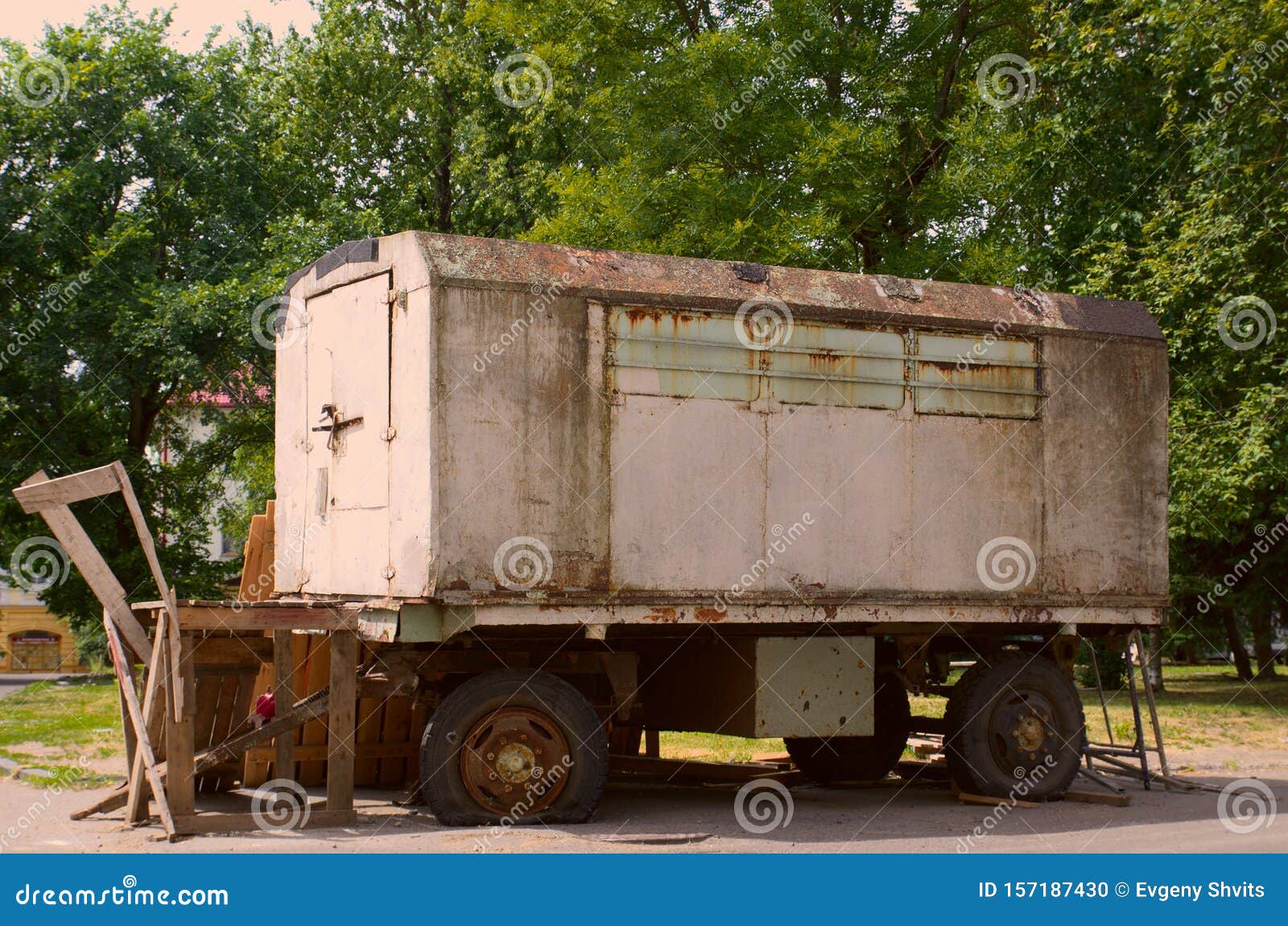 Abandoned Rusty Trailer, Stand Alone in City Stock Photo - Image of ...