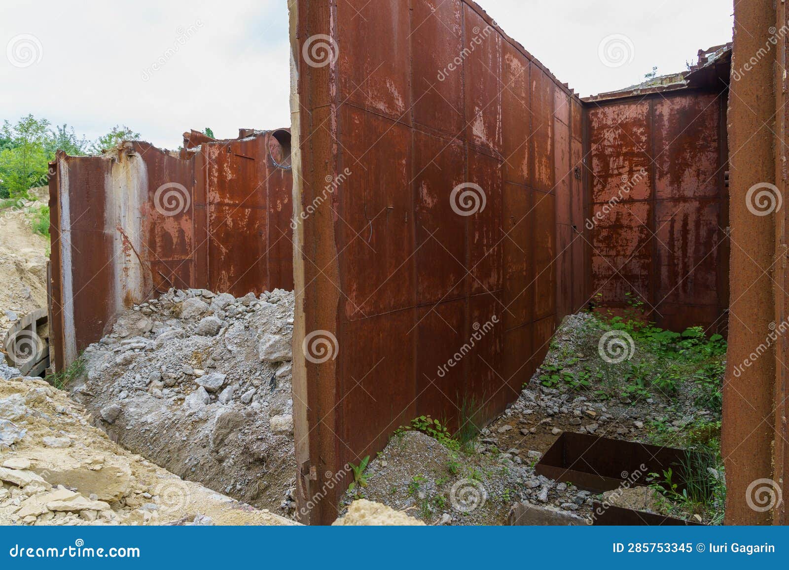 Abandoned Secret Nuclear Bunker. Cold War Command Post, Object 1180 ...