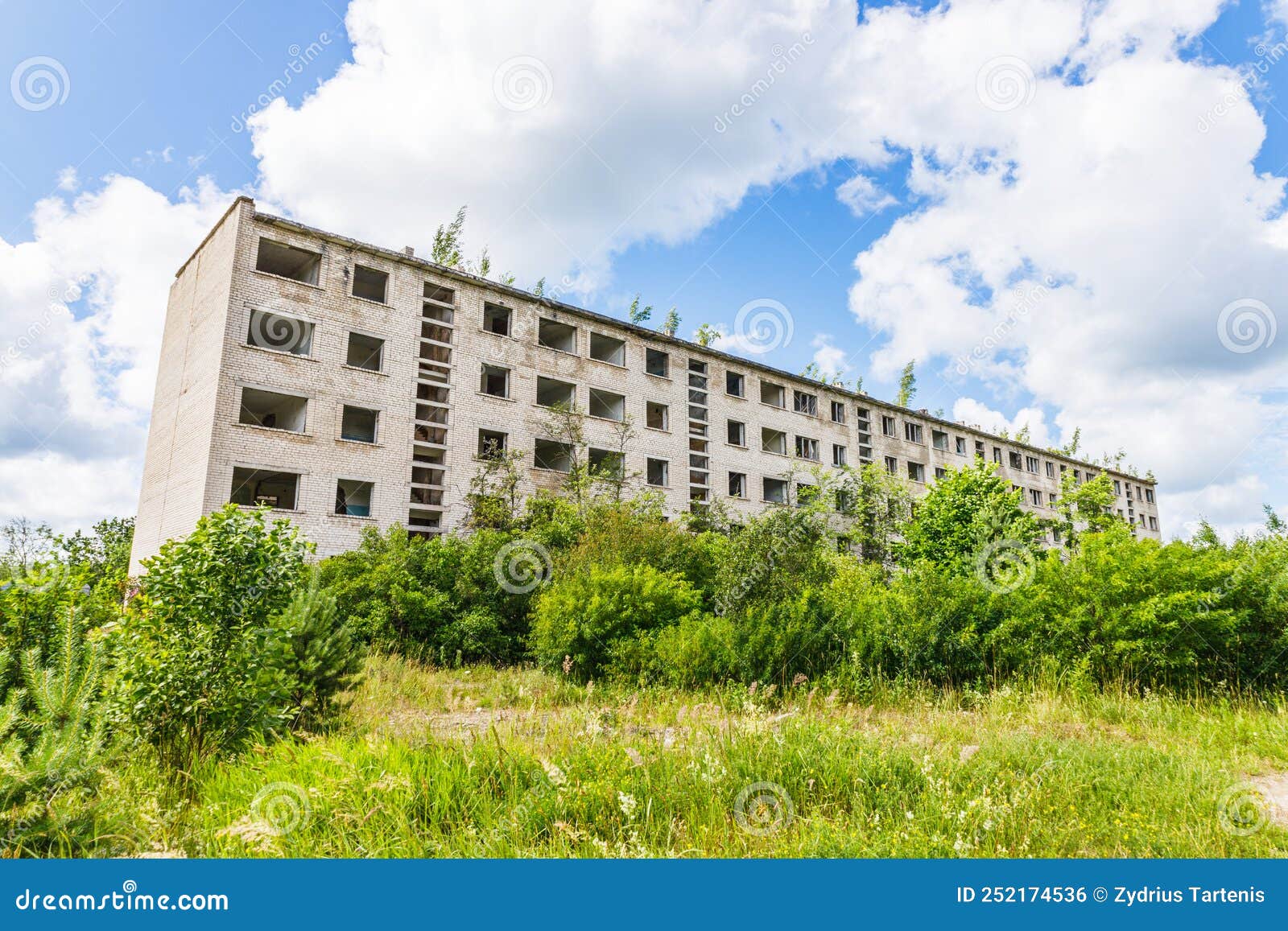 Secret Soviet Antenna Hidden In Chernobyl Zone Called DUGA Radar Stock ...