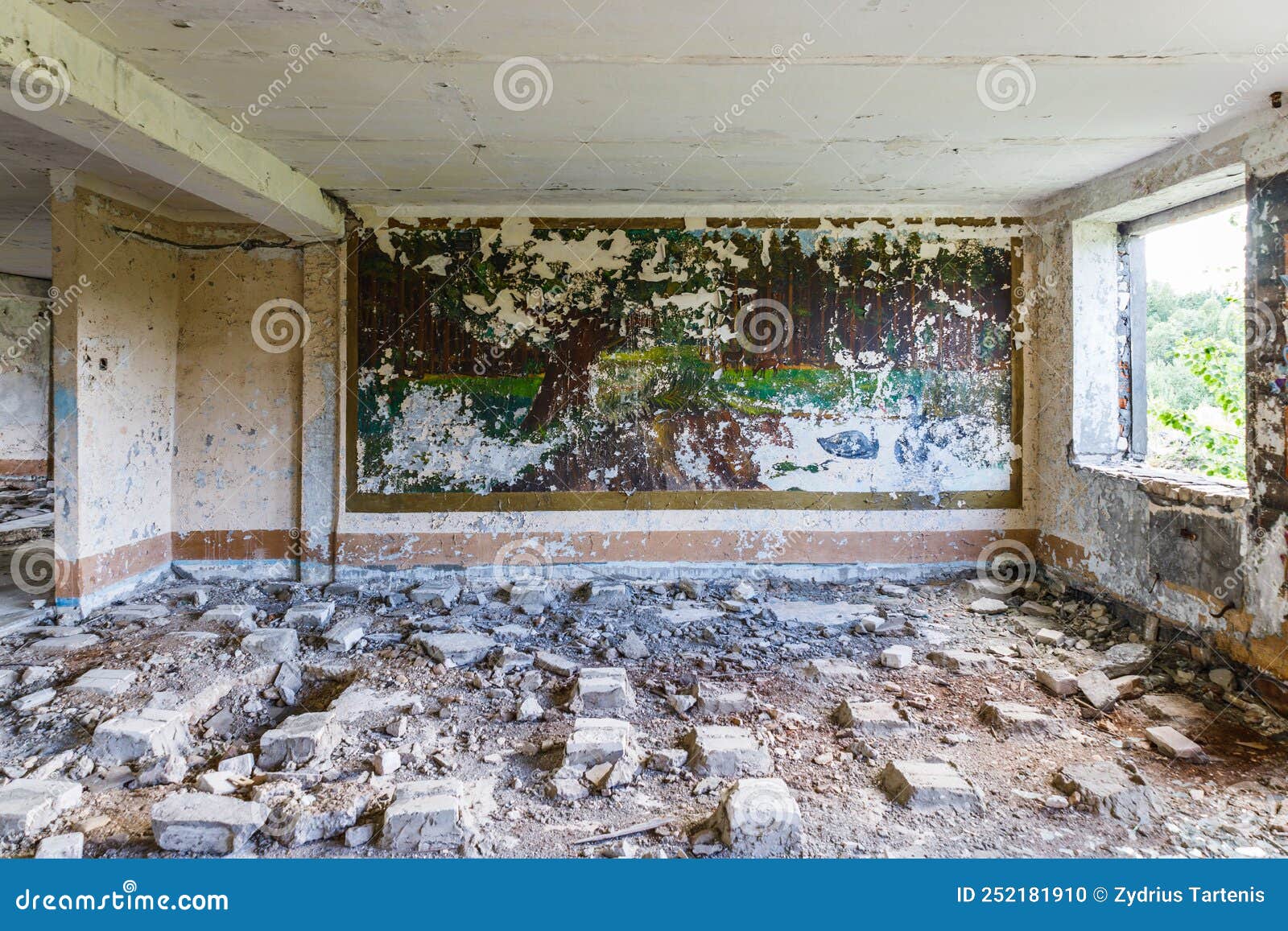 Secret Soviet Antenna Hidden In Chernobyl Zone Called DUGA Radar Stock ...