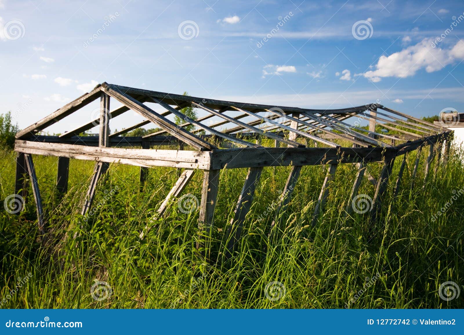 Abandoned shack stock photo. Image of hovel, cabin, empty - 12772742
