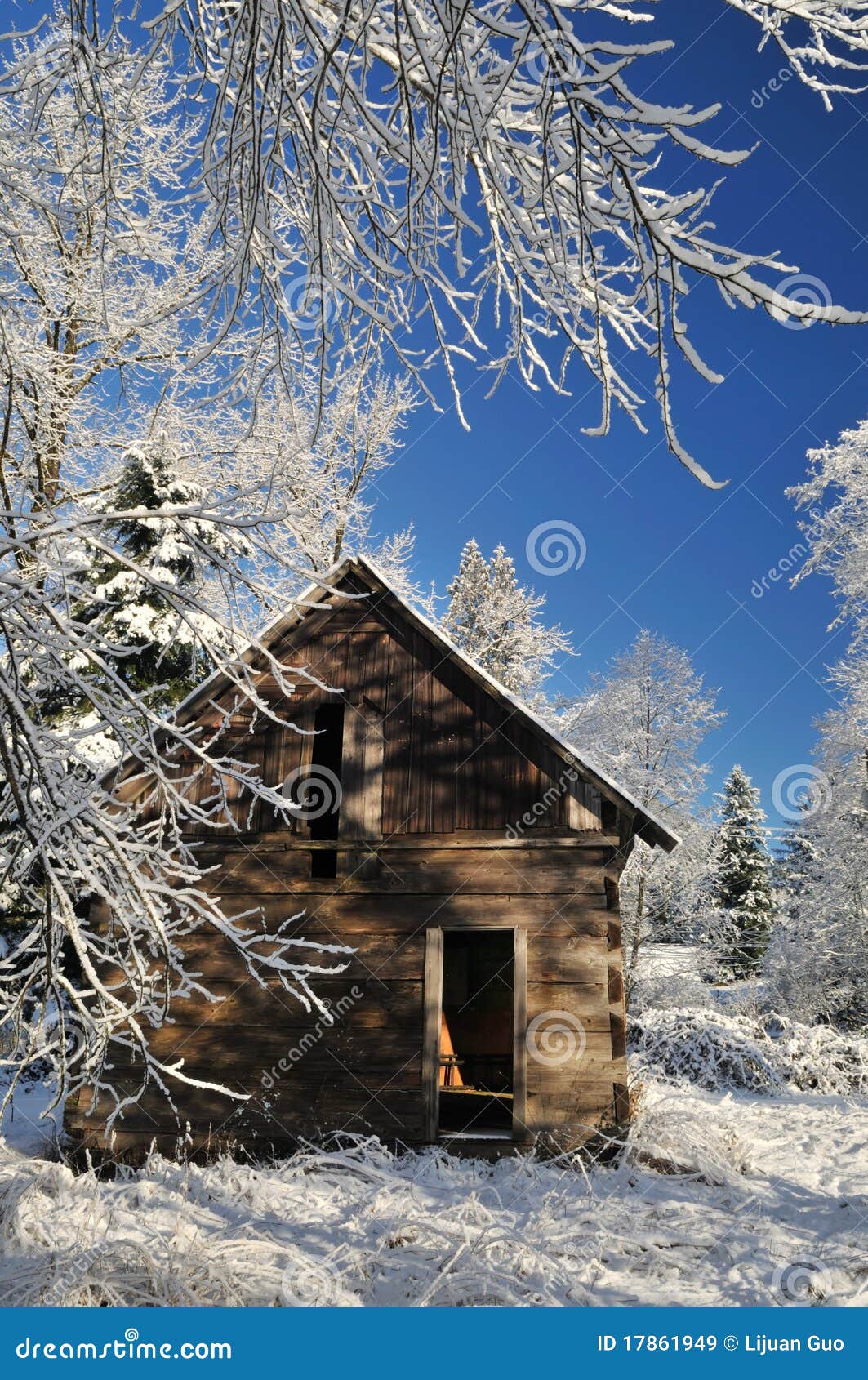 Abandoned Shack in Farmland with Winter Snow Stock Image - Image of ...