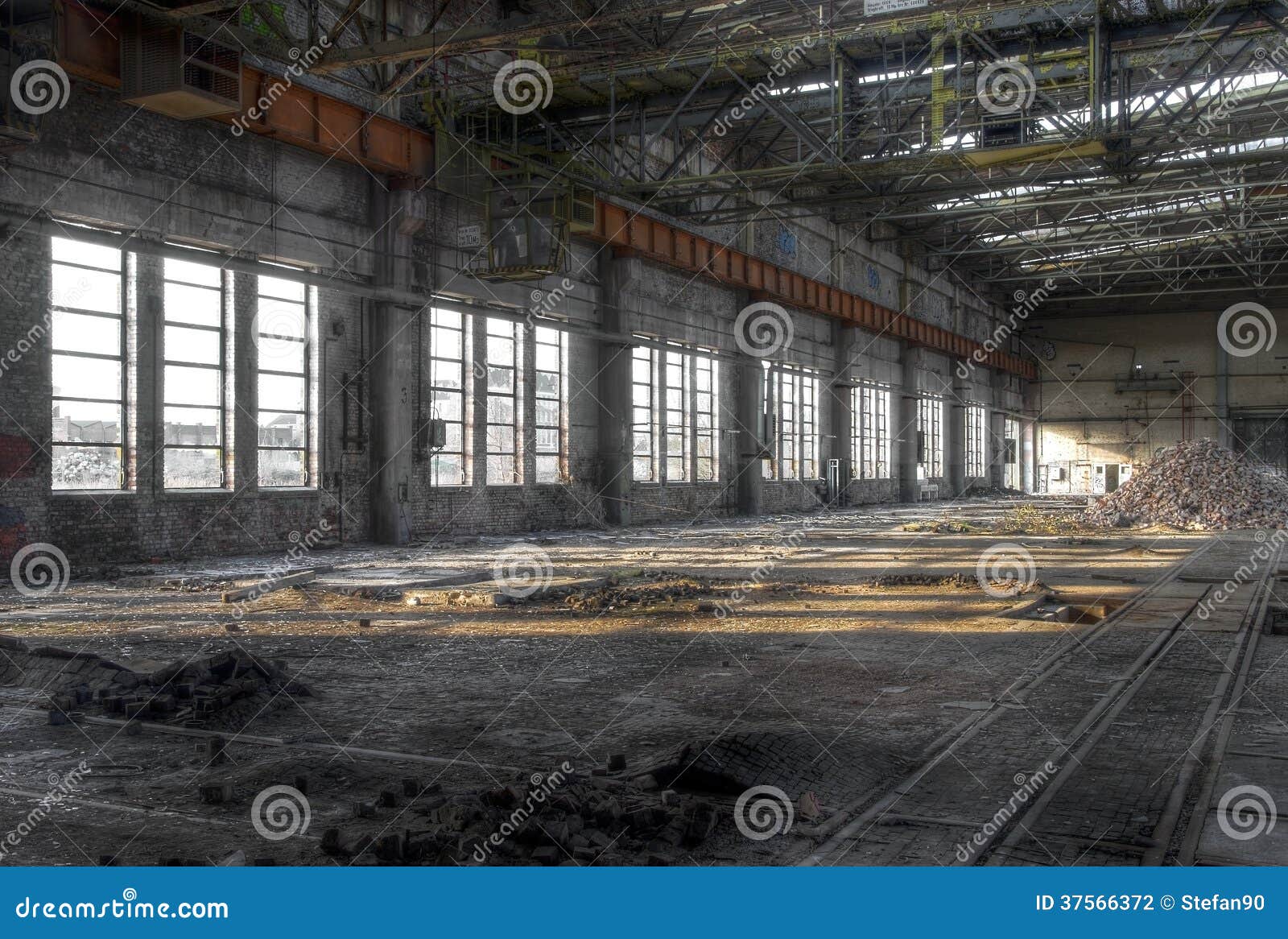 Abandoned shed stock photo. Image of deserted, architecture - 37566372