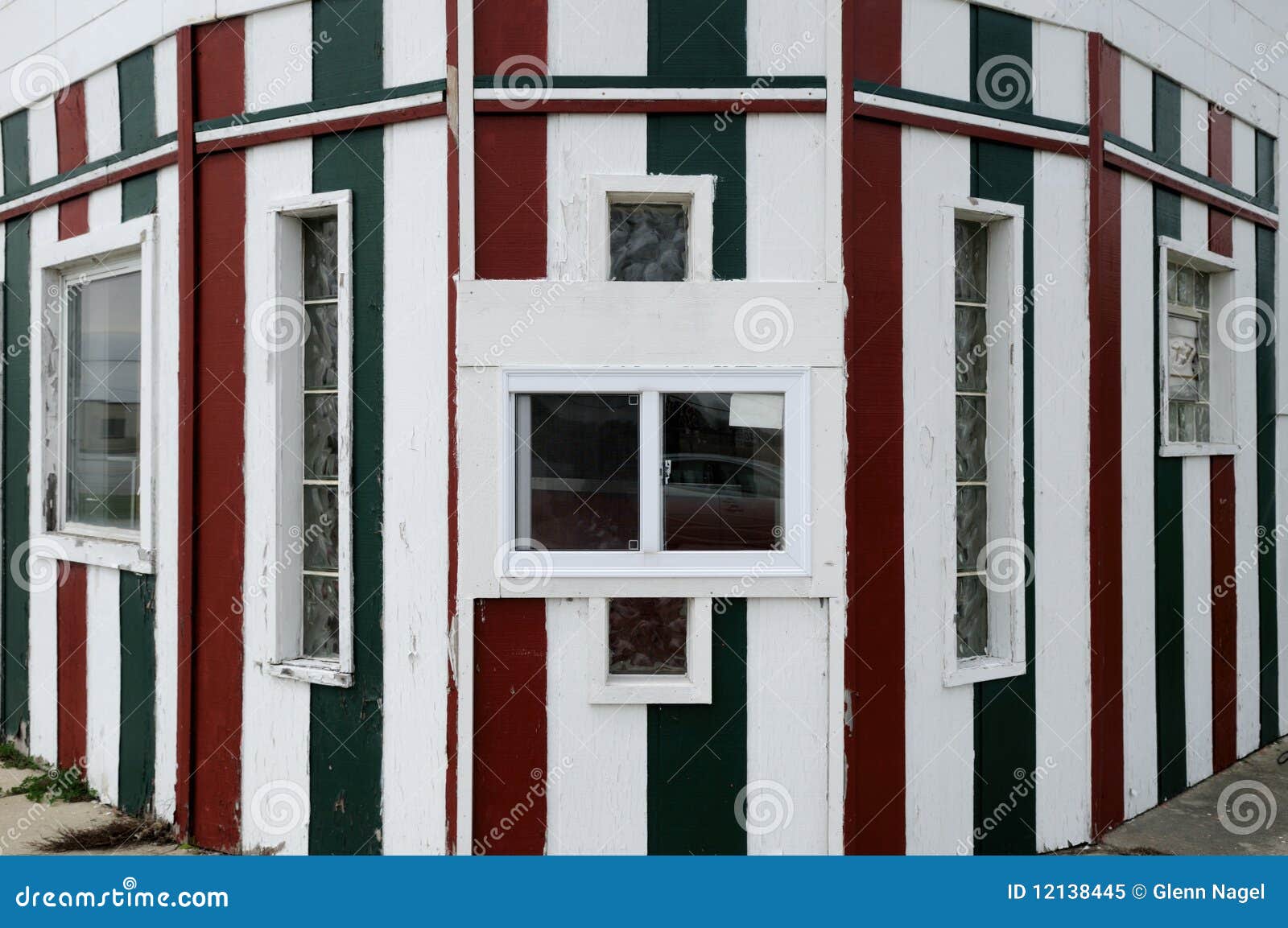 Abandoned storefront stock image. Image of stripes, storefront - 12138445