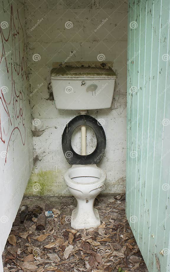 Abandoned toilet stock photo. Image of dirty, lavatory - 62369512