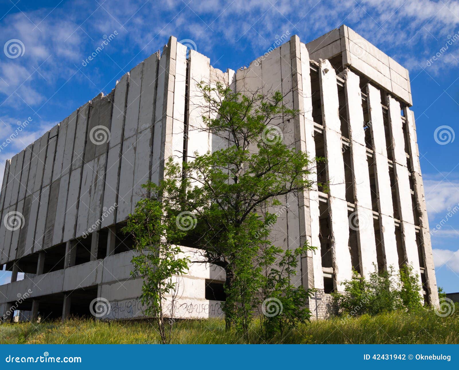 Abandoned Unfinished Building Stock Photo - Image of sunny, cooker ...