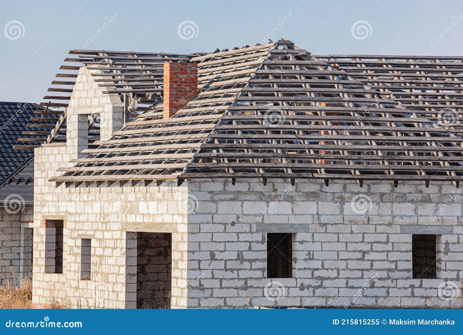 Abandoned Unfinished Empty House No Windows, Abandoned Construction ...