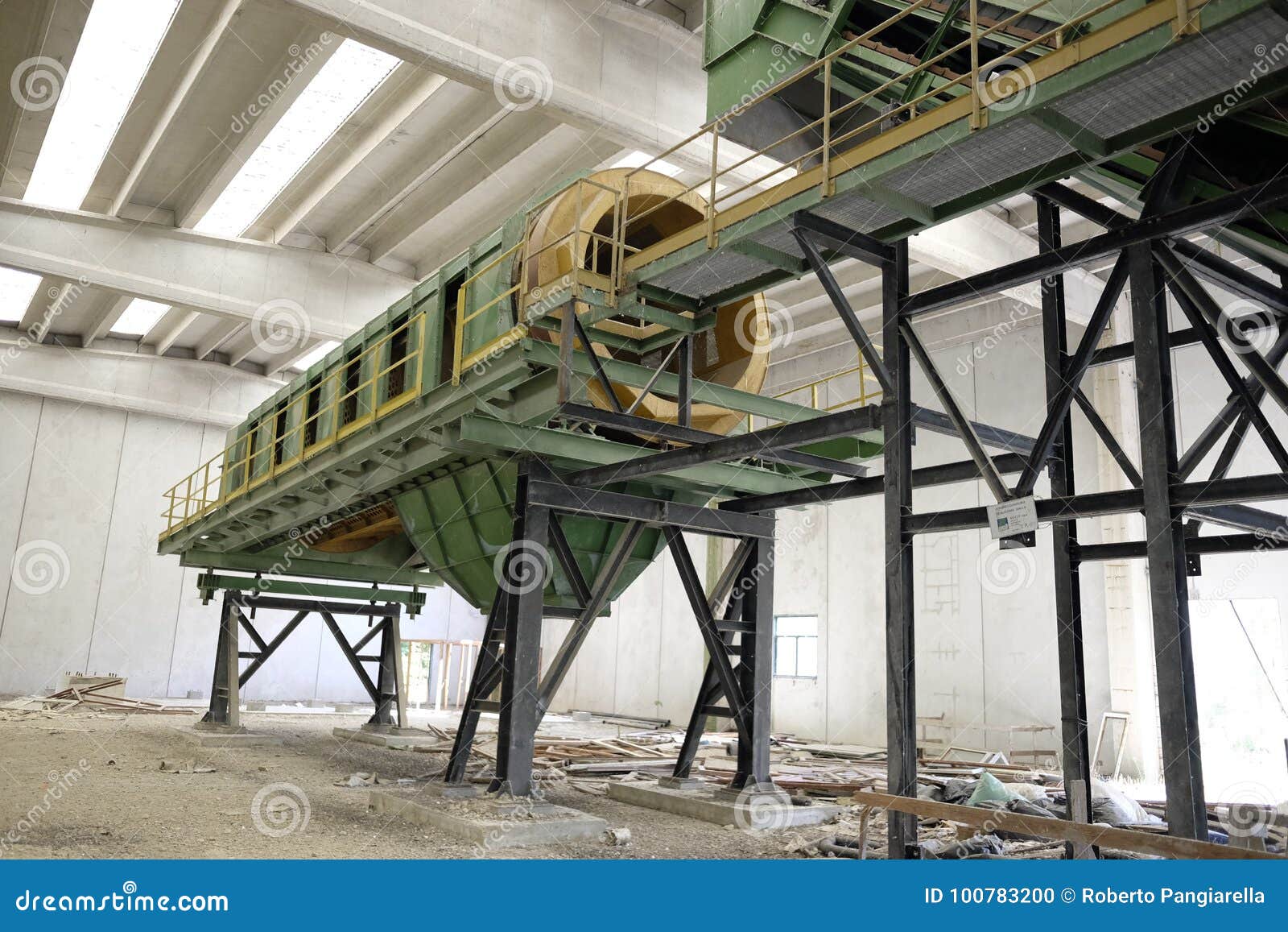 Abandoned Urban Solid Waste Stock Photo - Image of garbage, recycling ...