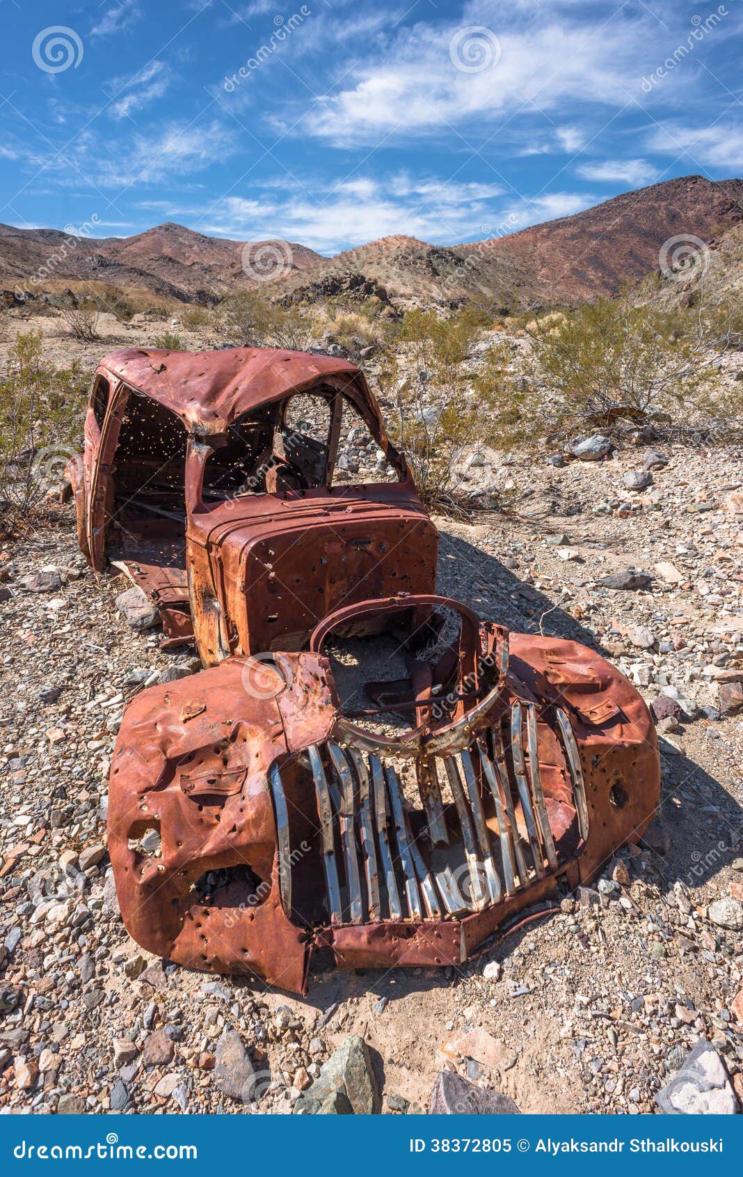 Abandoned Vintage Rusty Car Stock Image - Image of california ...