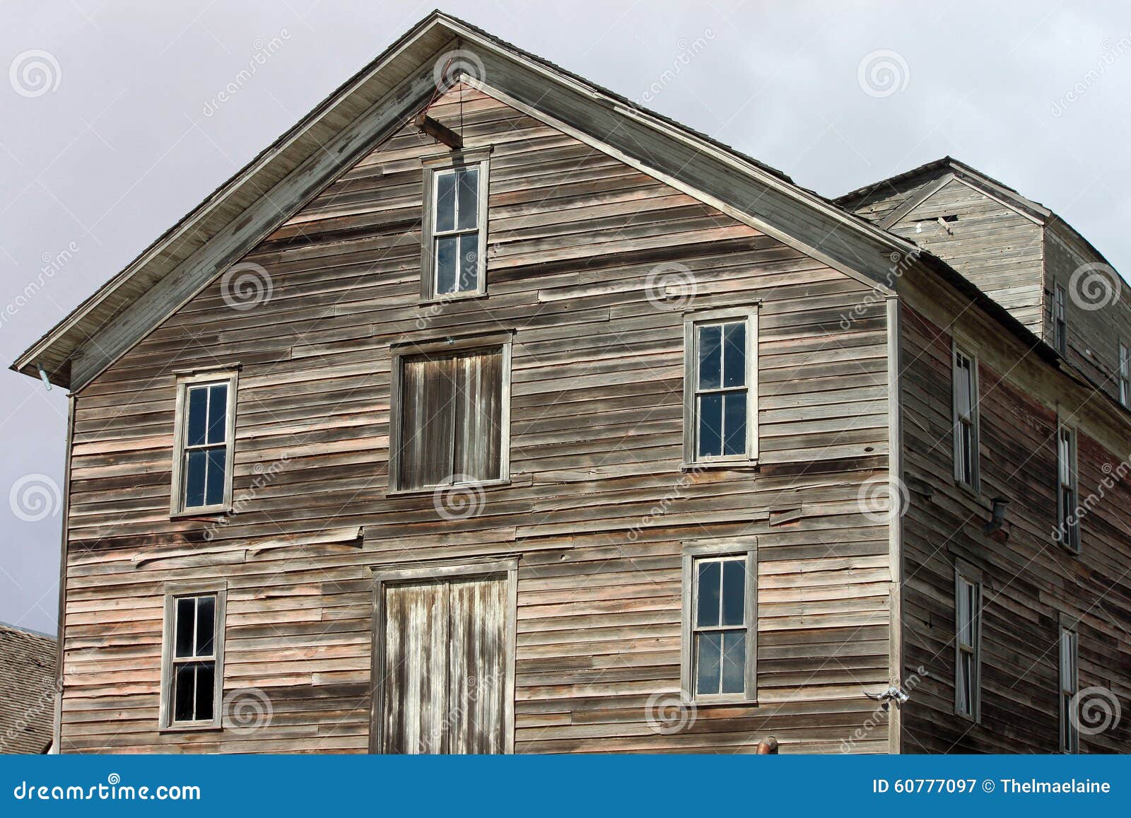 Abandoned Weathered Building in the Country Stock Image - Image of ...