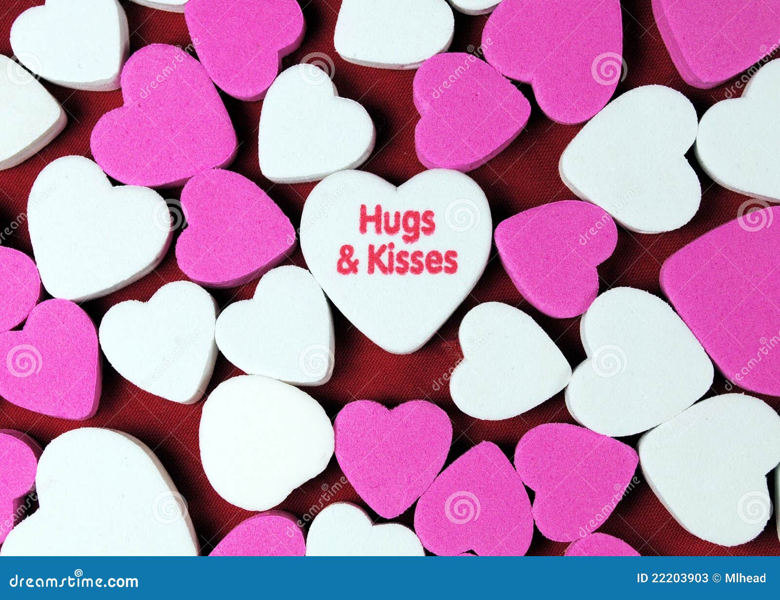 Abbracci e baci immagine stock. Immagine di sfondo, baci - 22203903