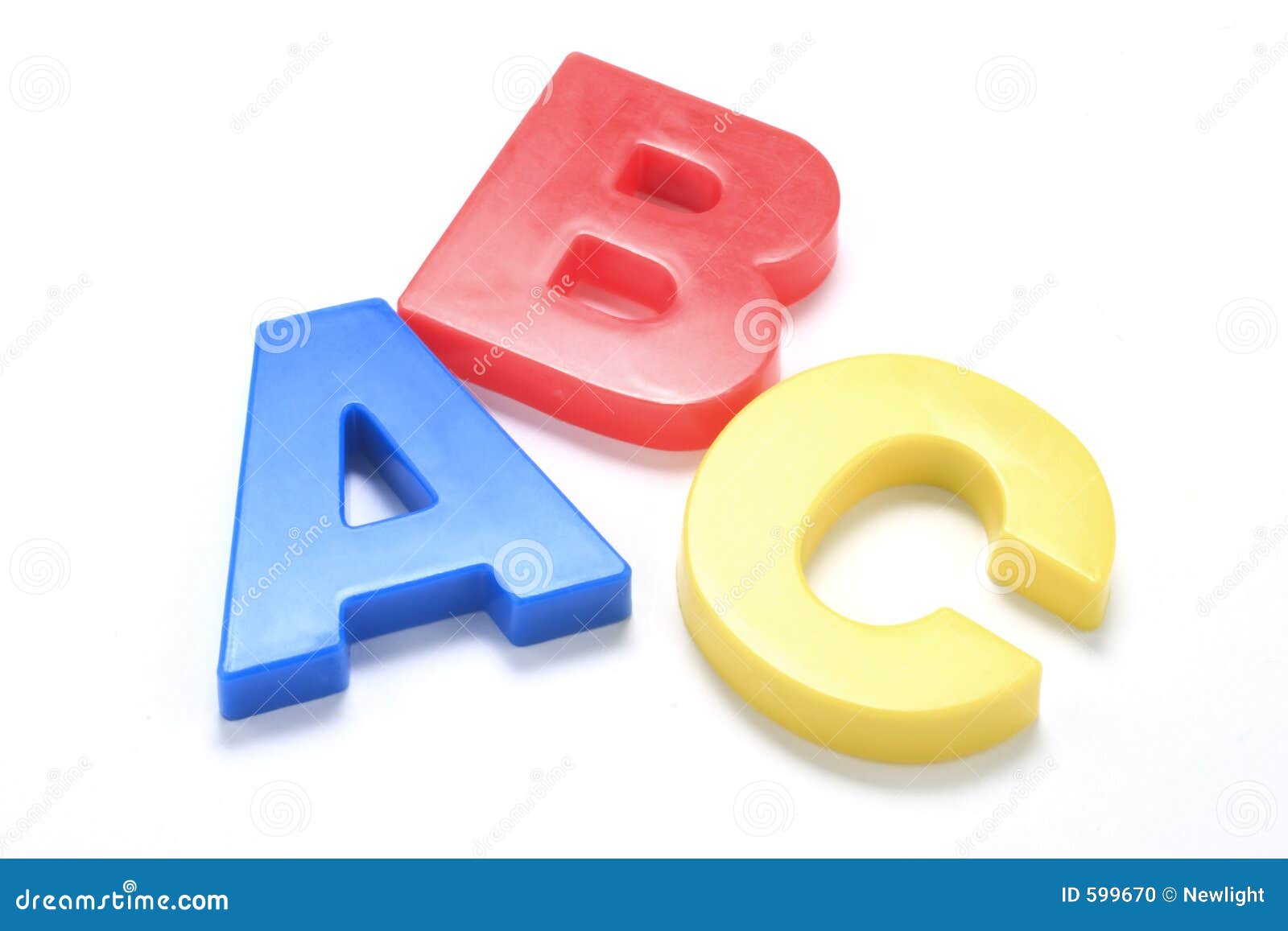 Abc字母表 库存照片. 图片 包括有 空白, 比赛, 乐趣, 信函, 对象, 幼稚园, 拼写, 玩具, 背包 - 599670