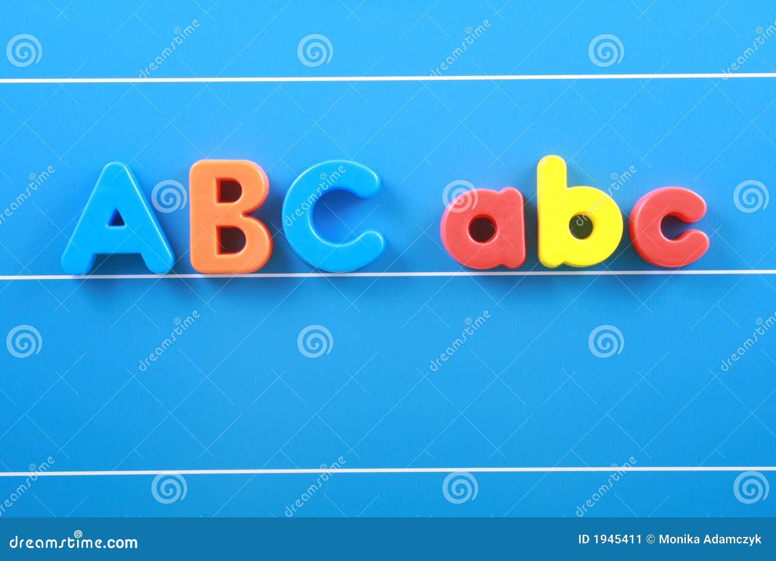 ABC immagine stock. Immagine di scriva, alfabeto, giocattolo - 1945411