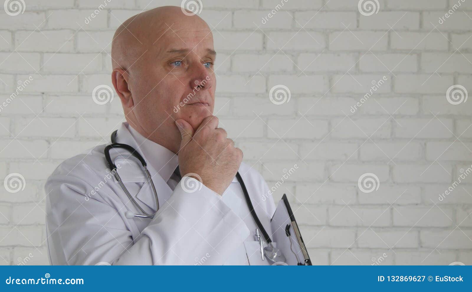 Doctor Troubled Face Expression Thinking Pensive Stock Image - Image of ...
