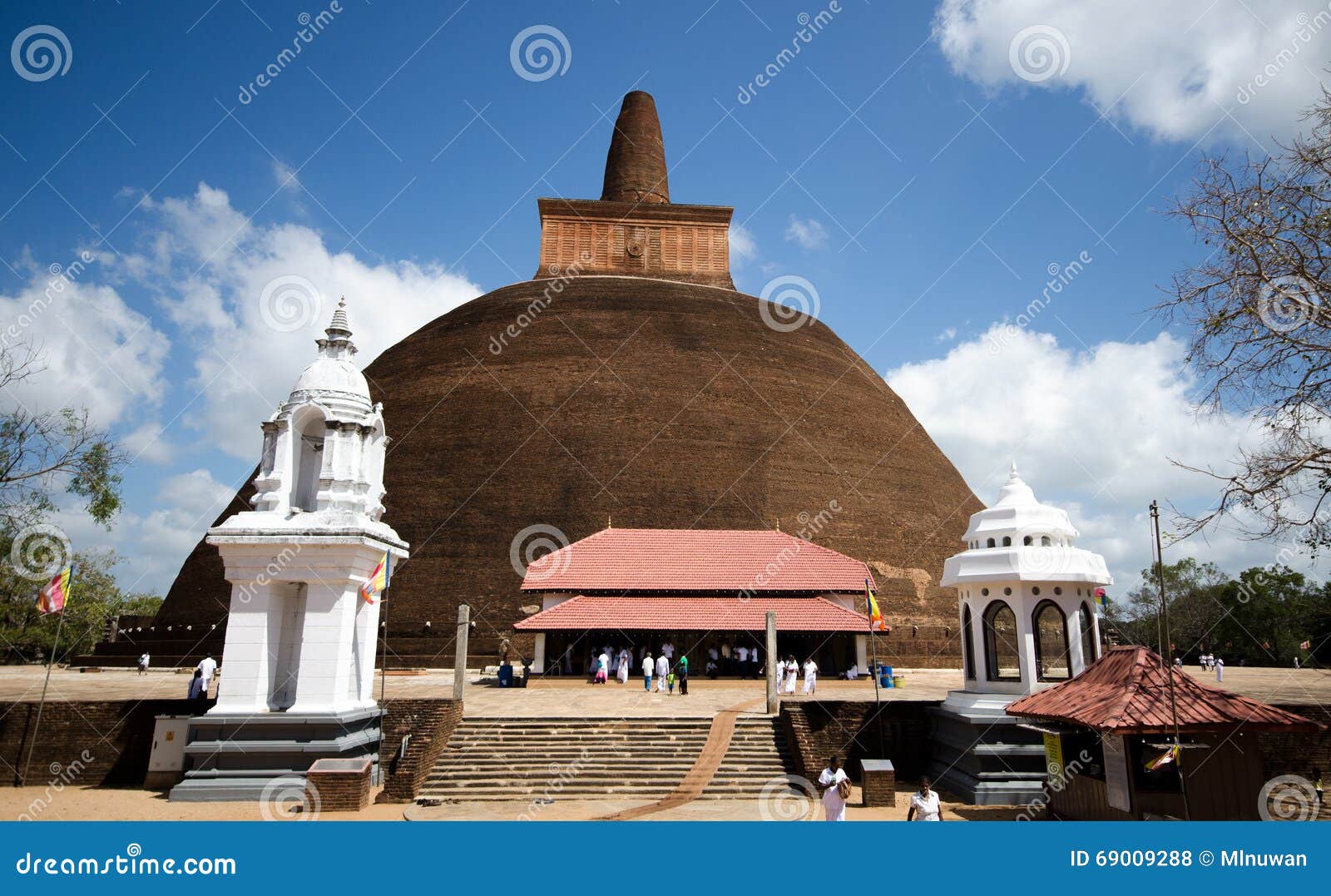 Abhayagiri Dagaba in Sri Lanka Stock Photo - Image of asia, island ...
