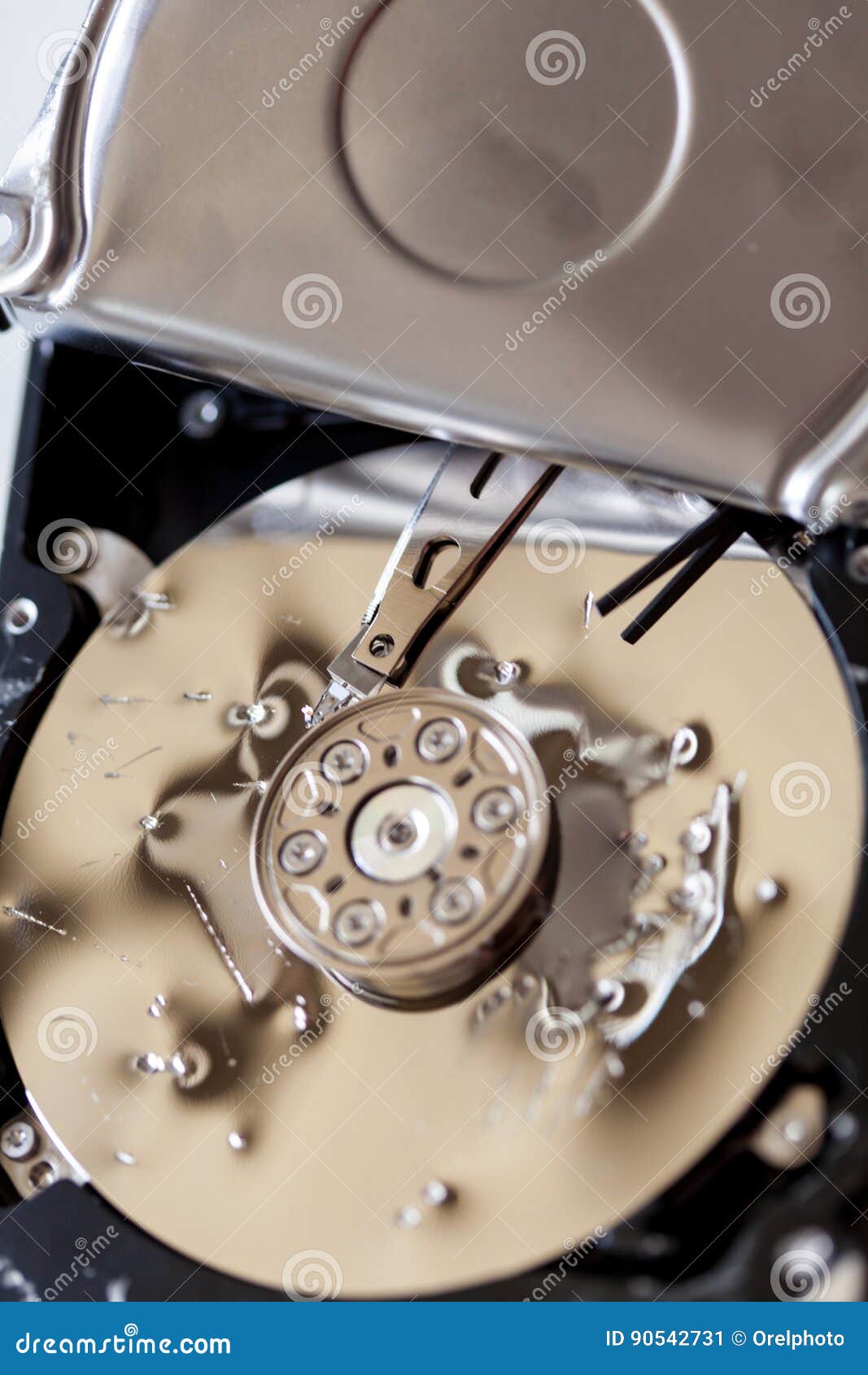 Abierto Y Roto El Disco Duro Imagen de archivo - Imagen de conducir ...