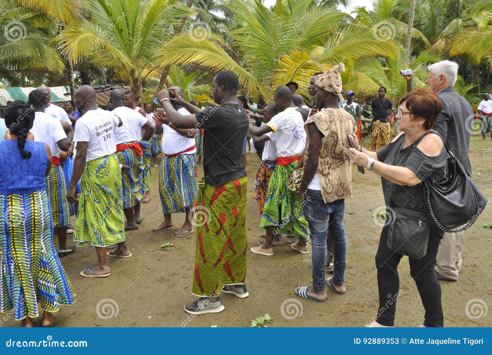 ABISSA, FESTIVAL PRONTO TRADICIONAL Foto de Stock Editorial - Imagem de ...