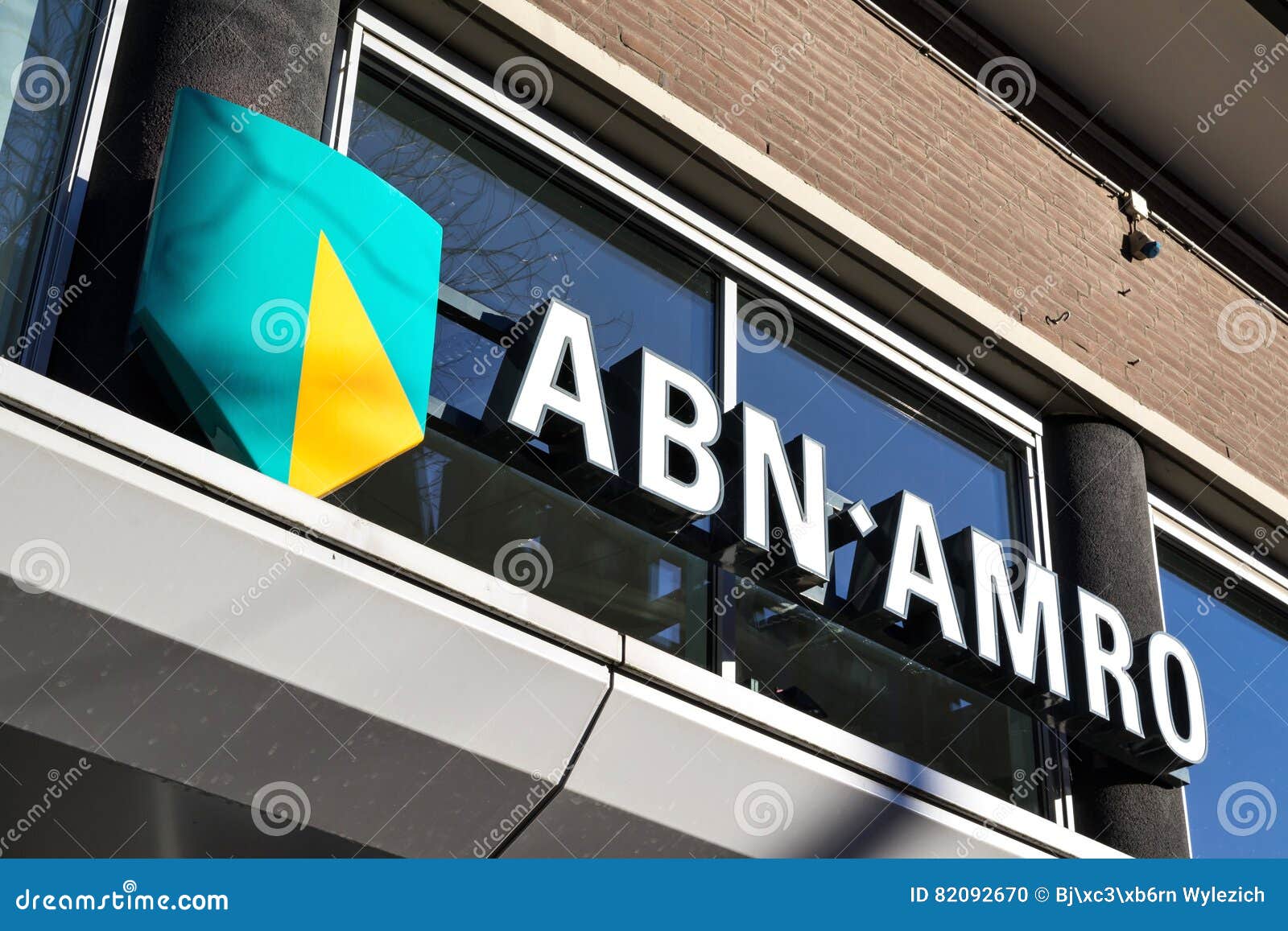 Entrance ABN AMRO Bank, People Walking, Zuidas In Amsterdam, Gustav ...