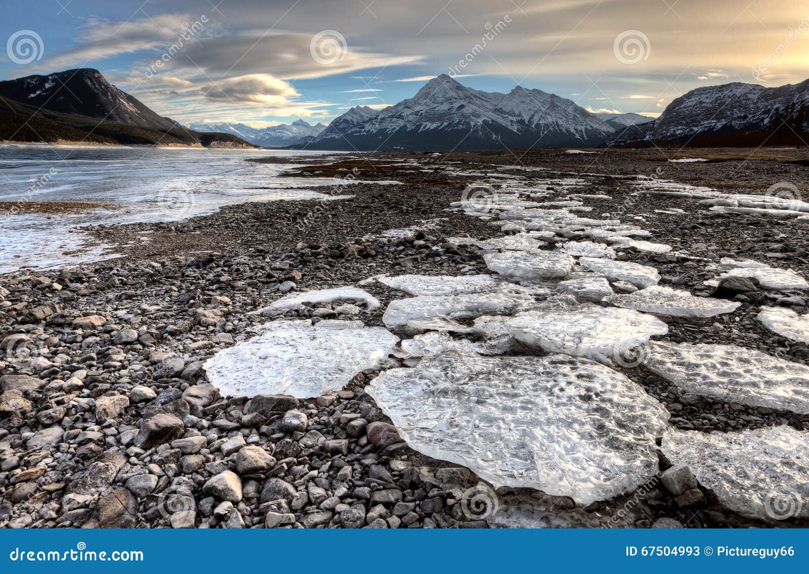 Abraham Lake Winter stock image. Image of bubbles, landscape - 67504993