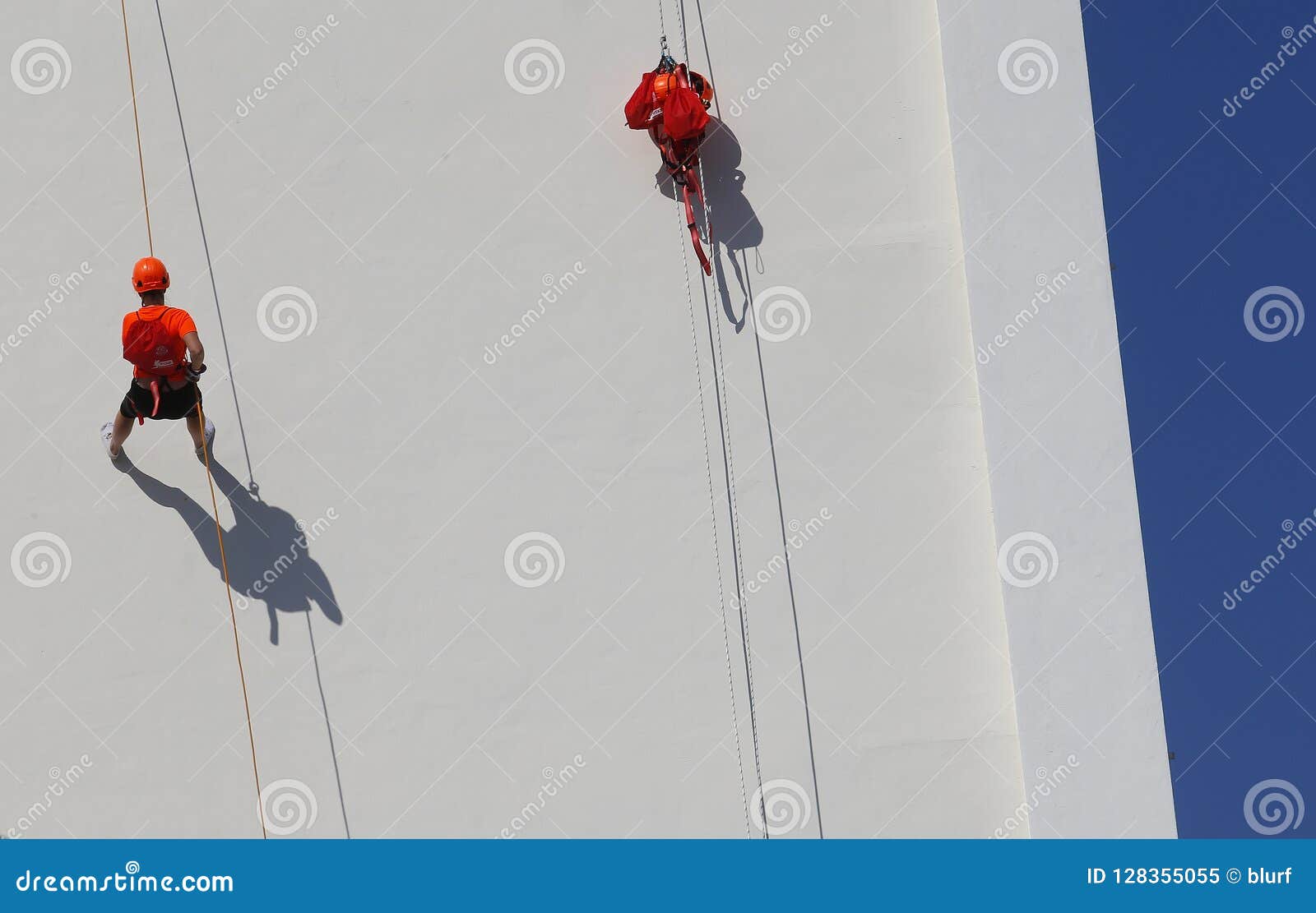 Abseil En Una Fachada Constructiva En Palma Imagen editorial - Imagen ...
