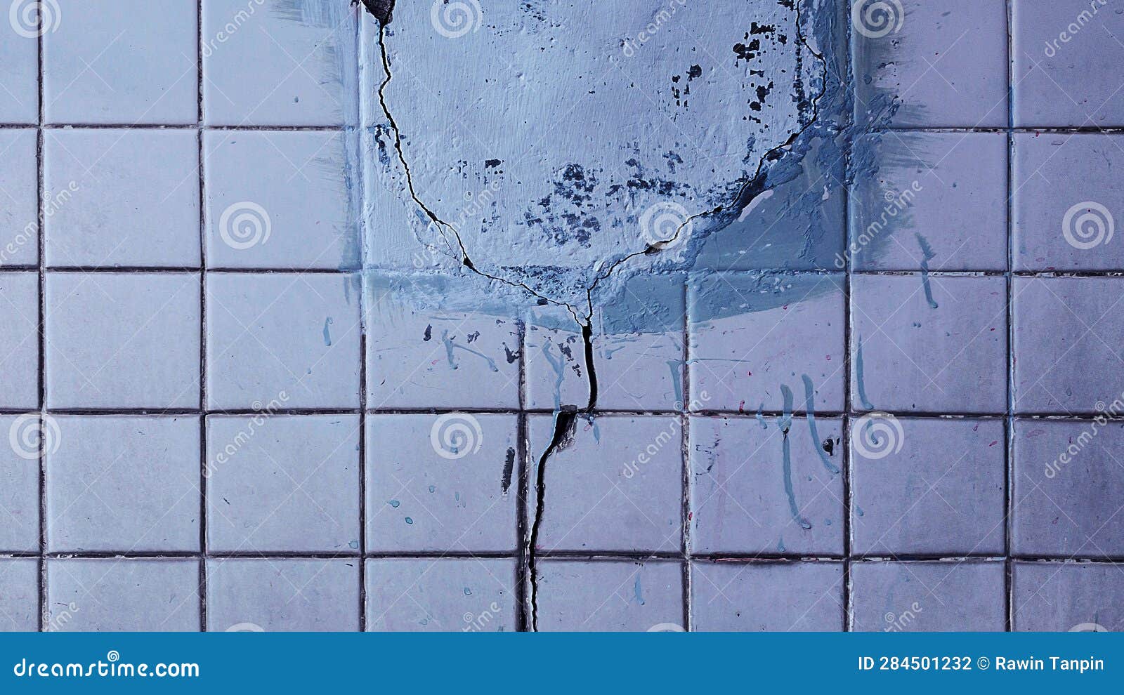 Abstract Background Old Cracked Square Ceramic Tile. Old Tiles ...