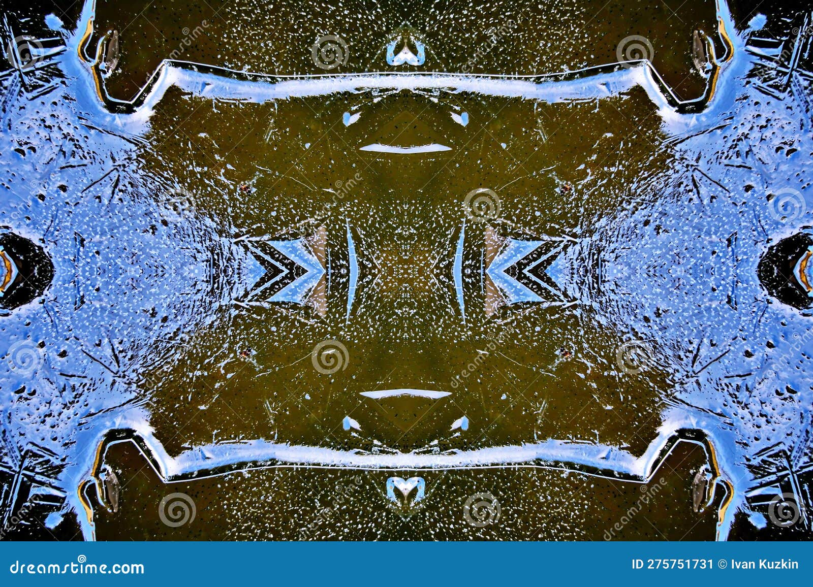 Abstract Ice Pattern and Drawing Appearing on the Surface of the Water ...